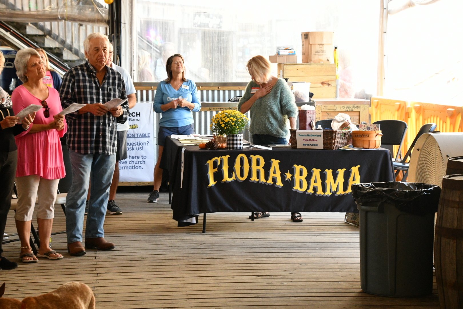 FLORA BAMA CHURCH | WORSHIP ON THE WATER