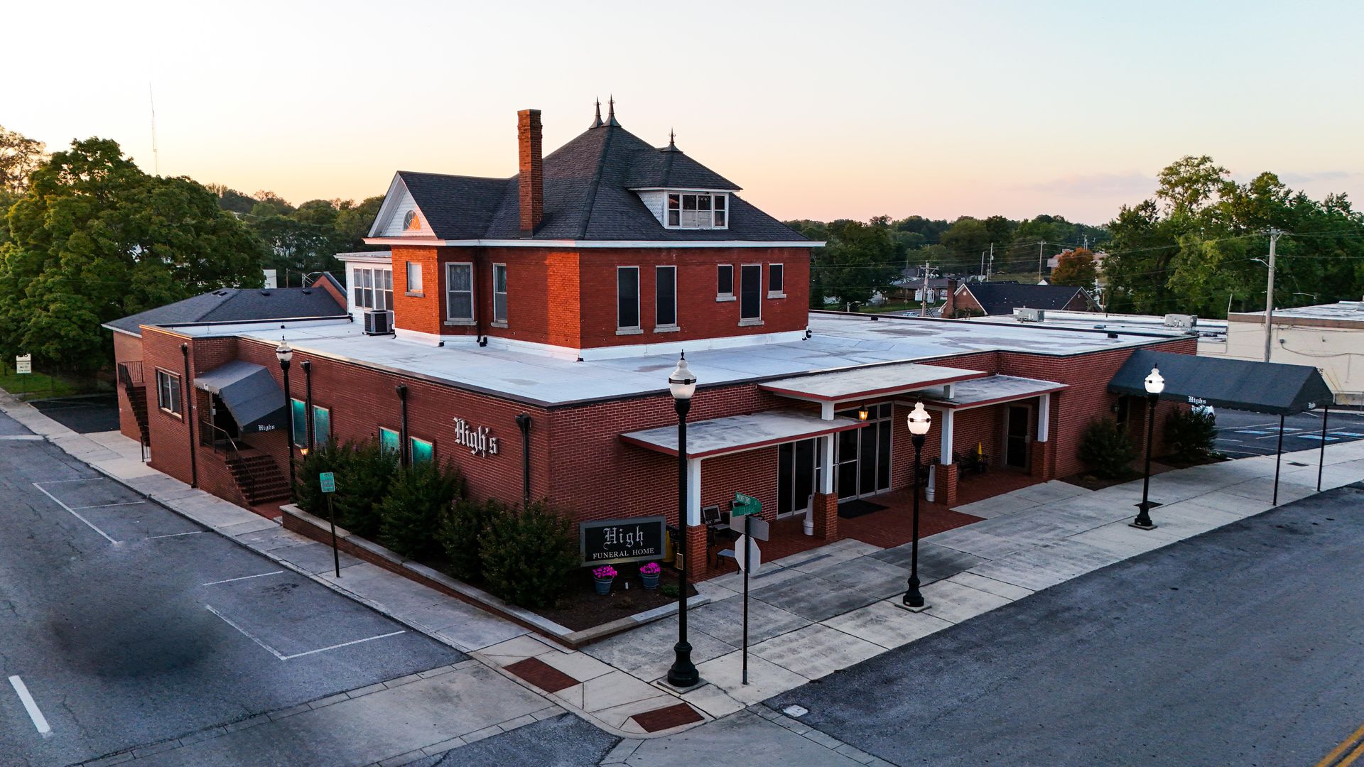 High Funeral Home