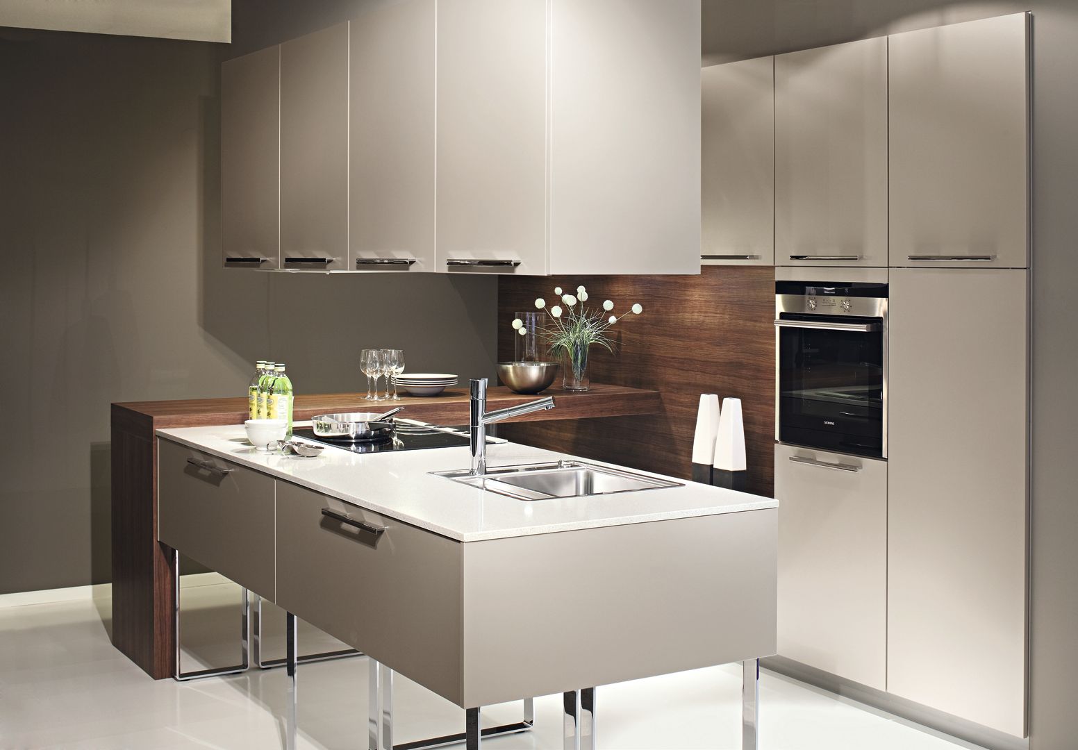 Beeck-Inspired Kitchens - Arlington Design