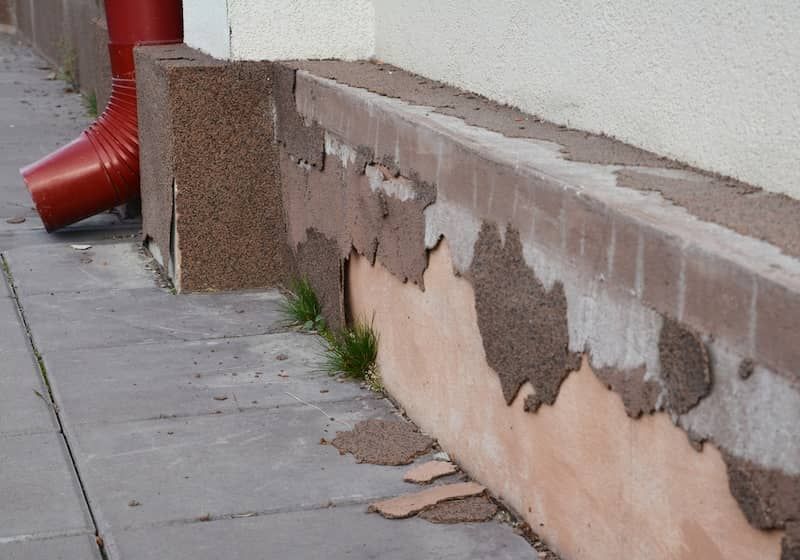 Critical Signs You Need Stucco Waterproofing