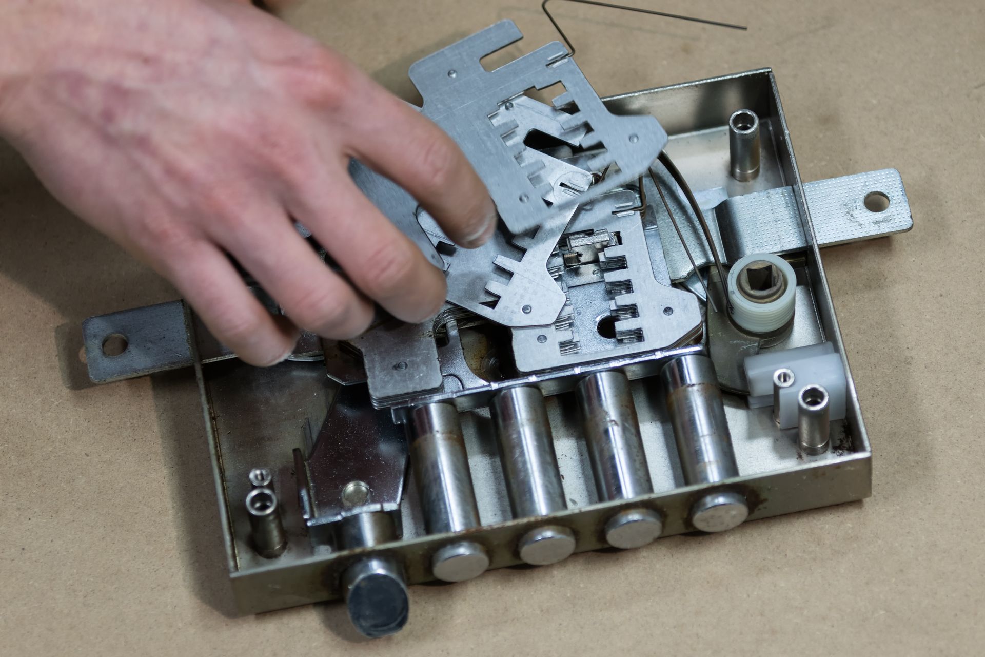 Knapp Lock & Safe: Locksmith based in Houston open 24/7