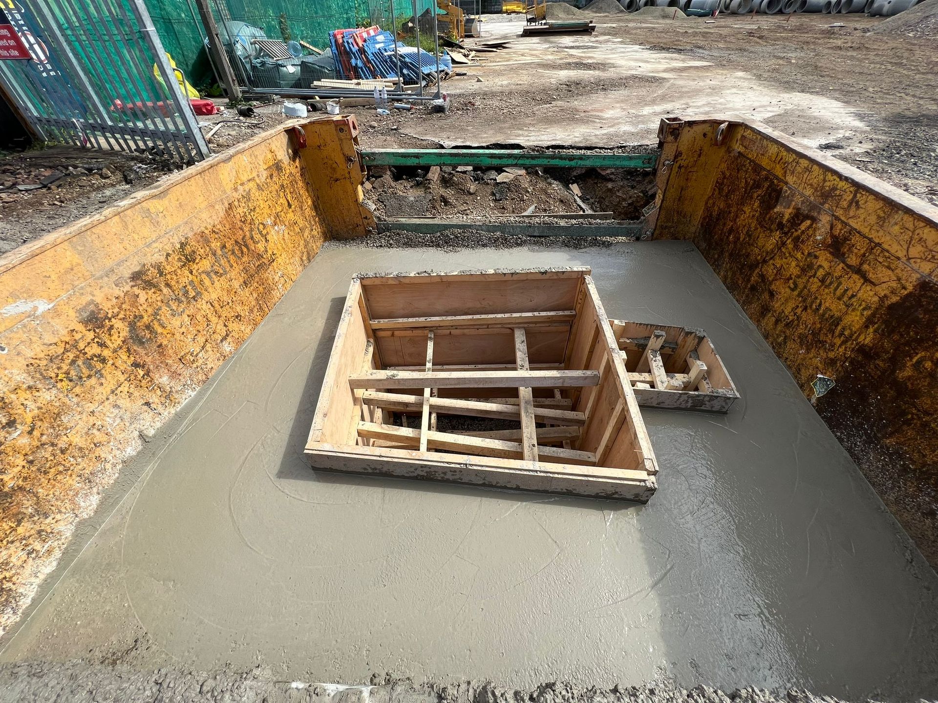 Hydro-brake surface water manhole
