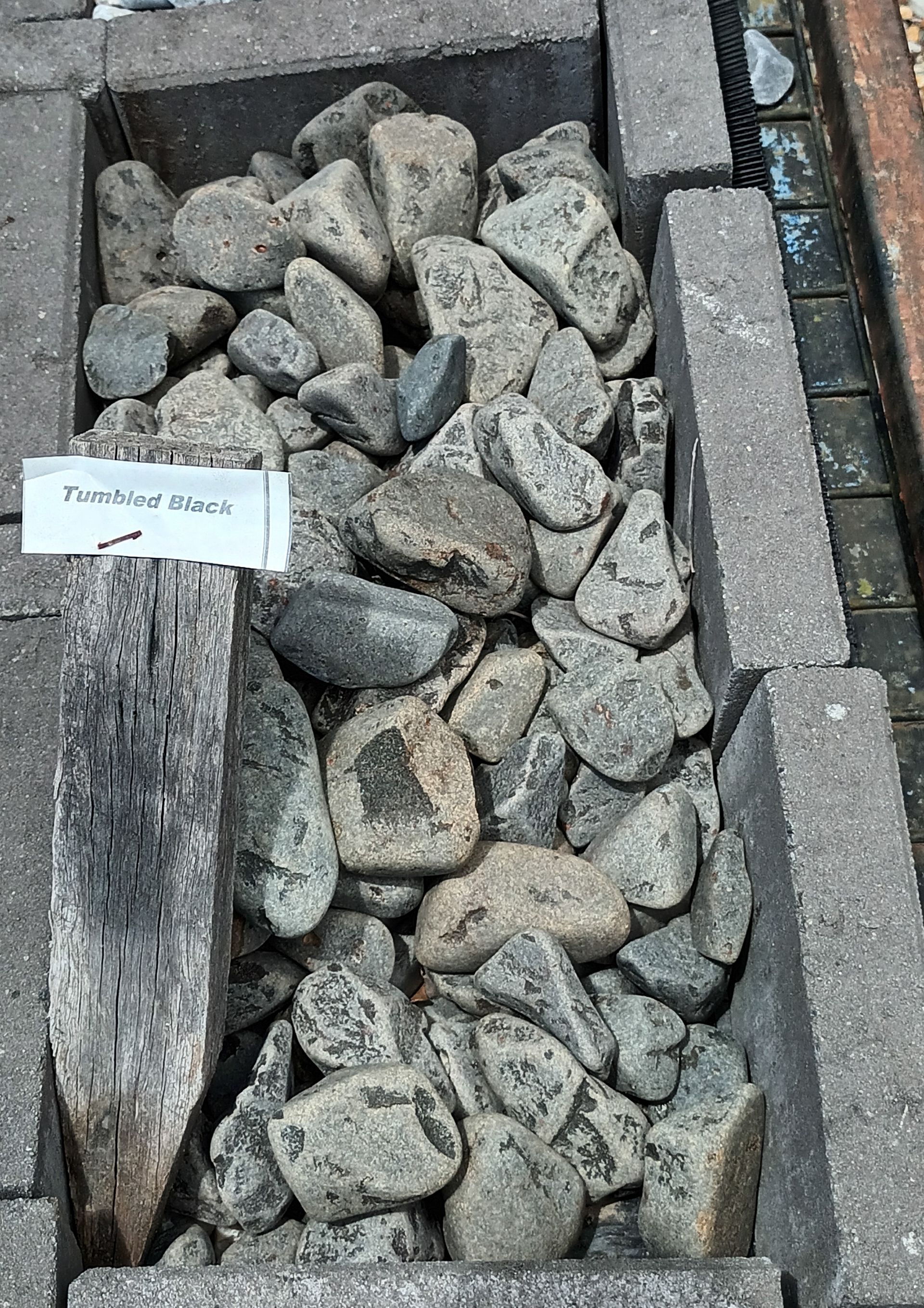 Decorative Pebbles Sunshine Coast | T&G Sand and Gravel