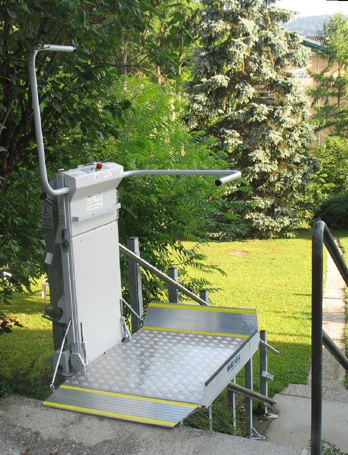 Inclined Platform Lifts - Platform Lift for Stairs