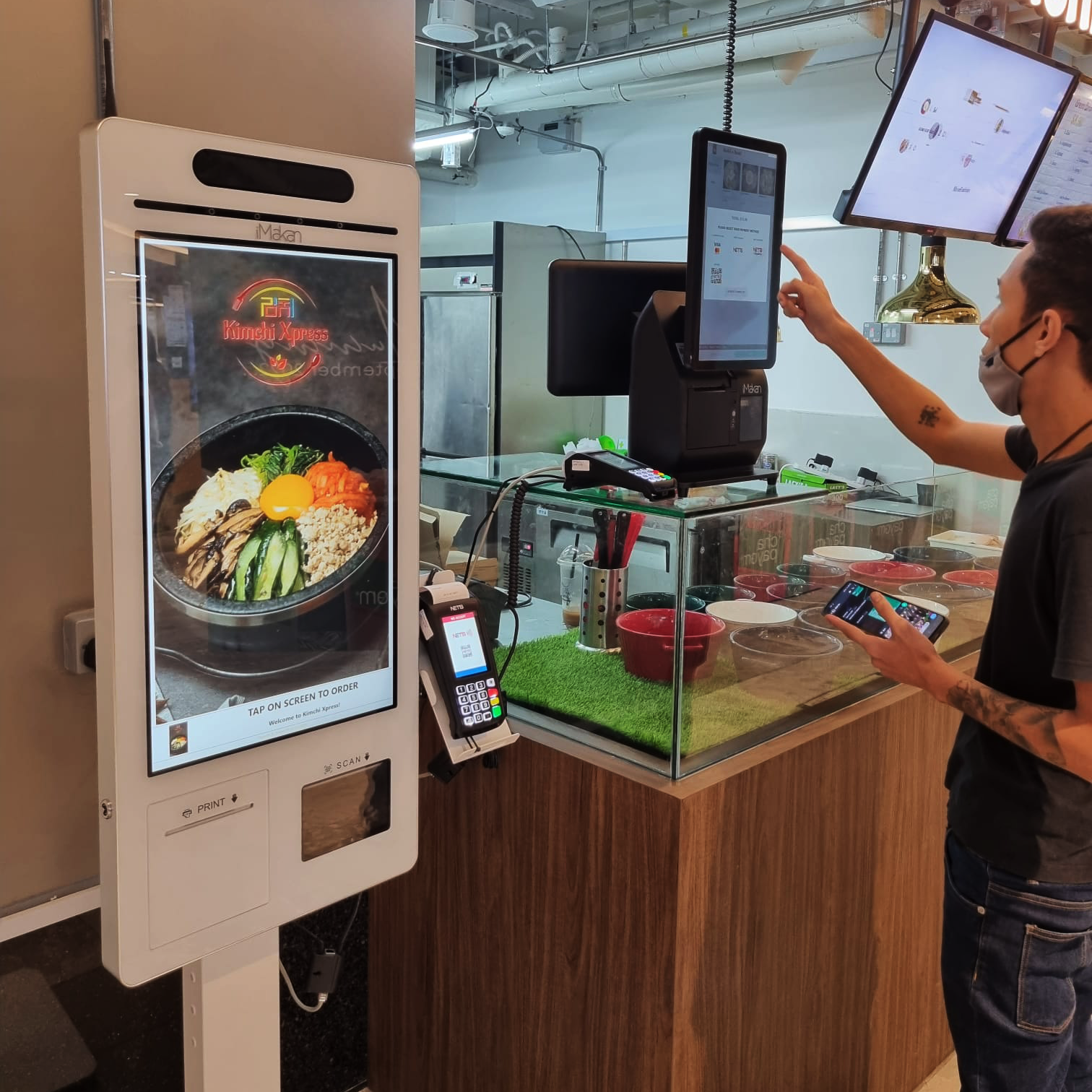 Self Ordering Kiosk for Food and Beverage Business | iMakan