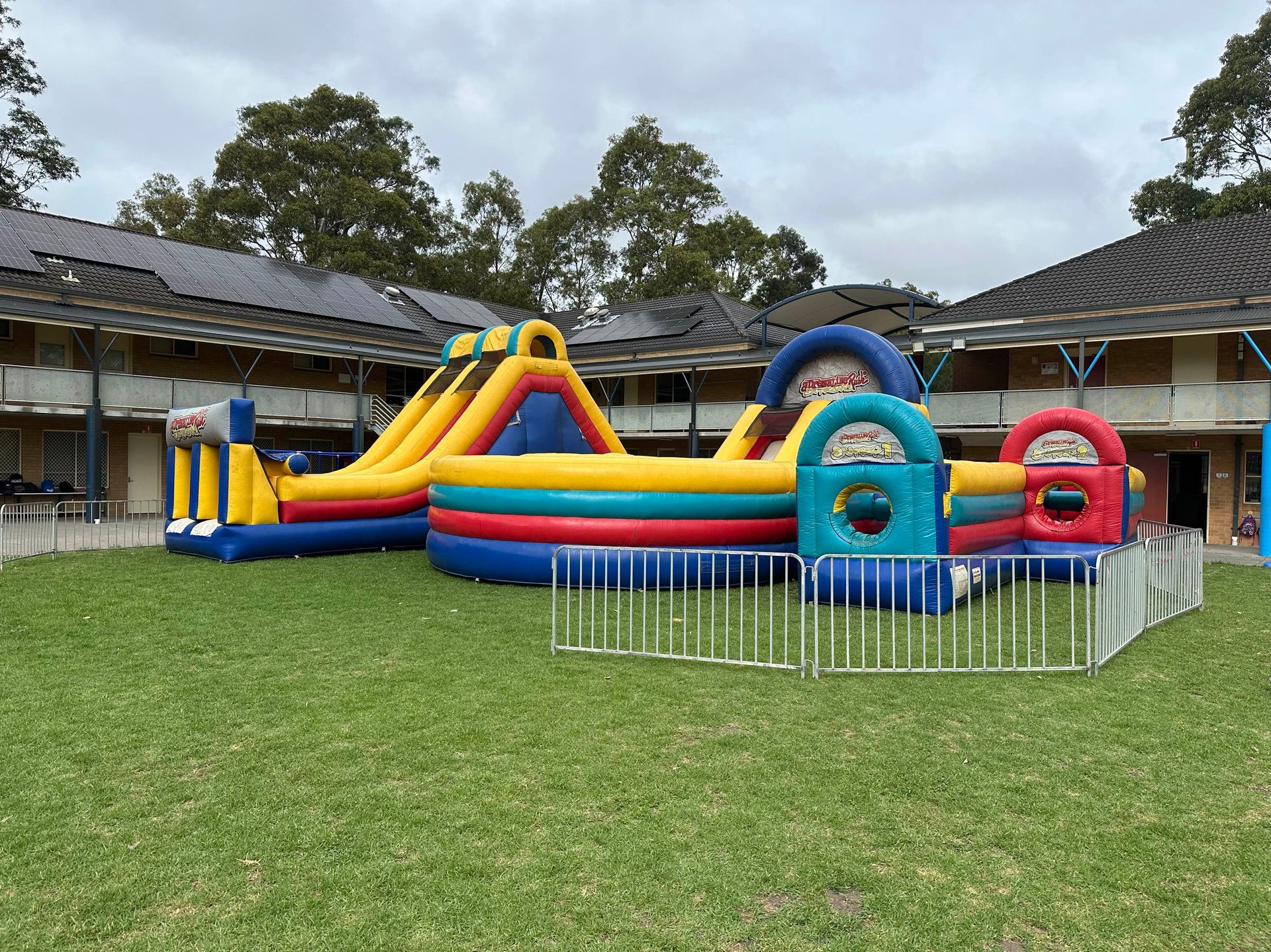Inflatable Obstacle Course For Hire In Sydney & Newcastle