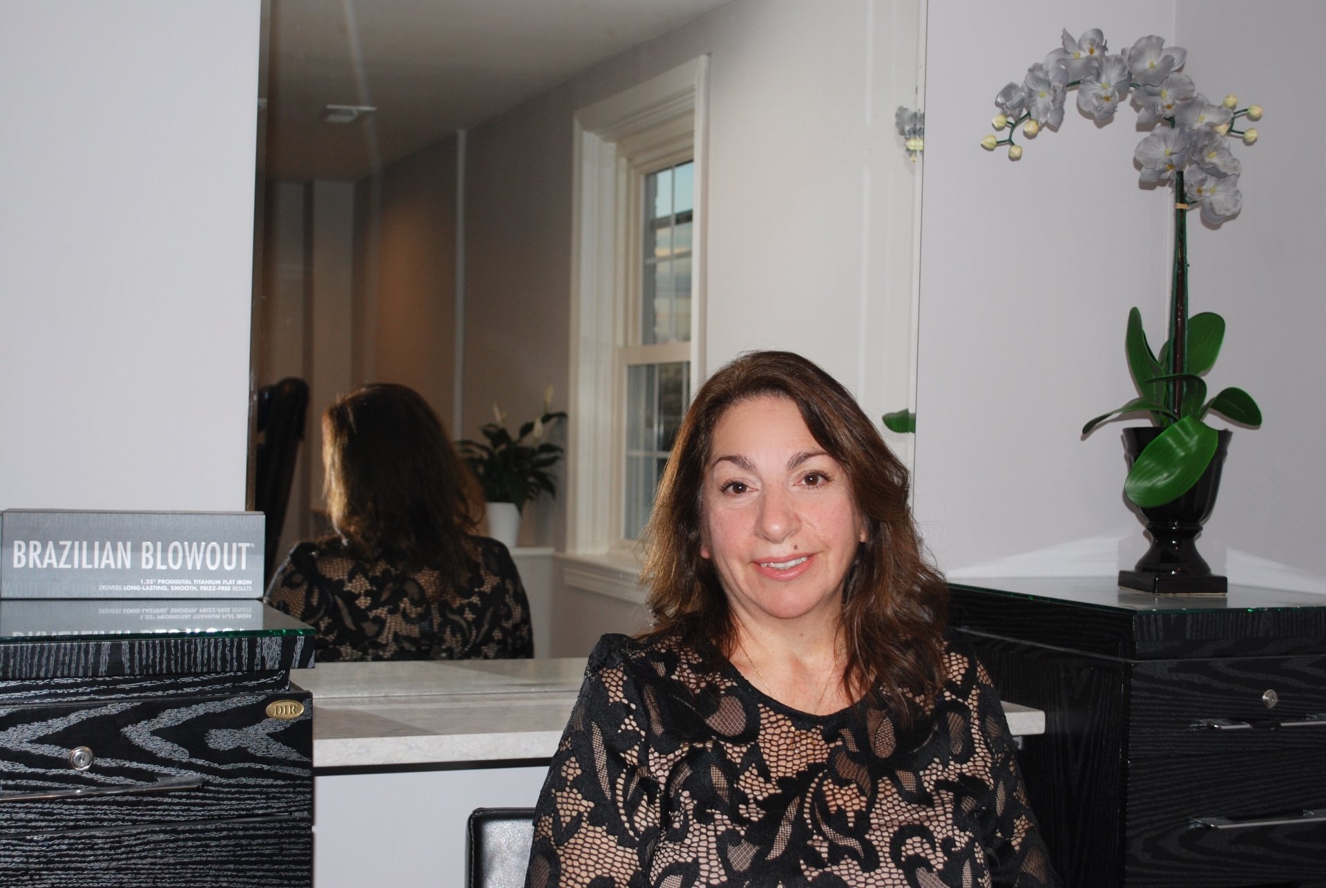 Shear Looks Salon - 610-275-2090