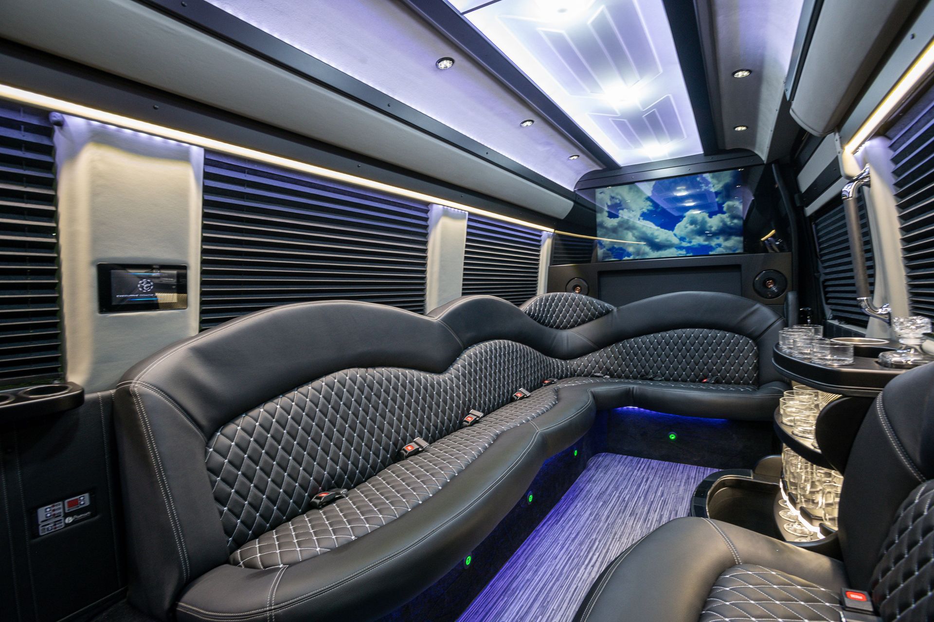 DALLAS PREMIUM CHAUFFEUR SERVICES