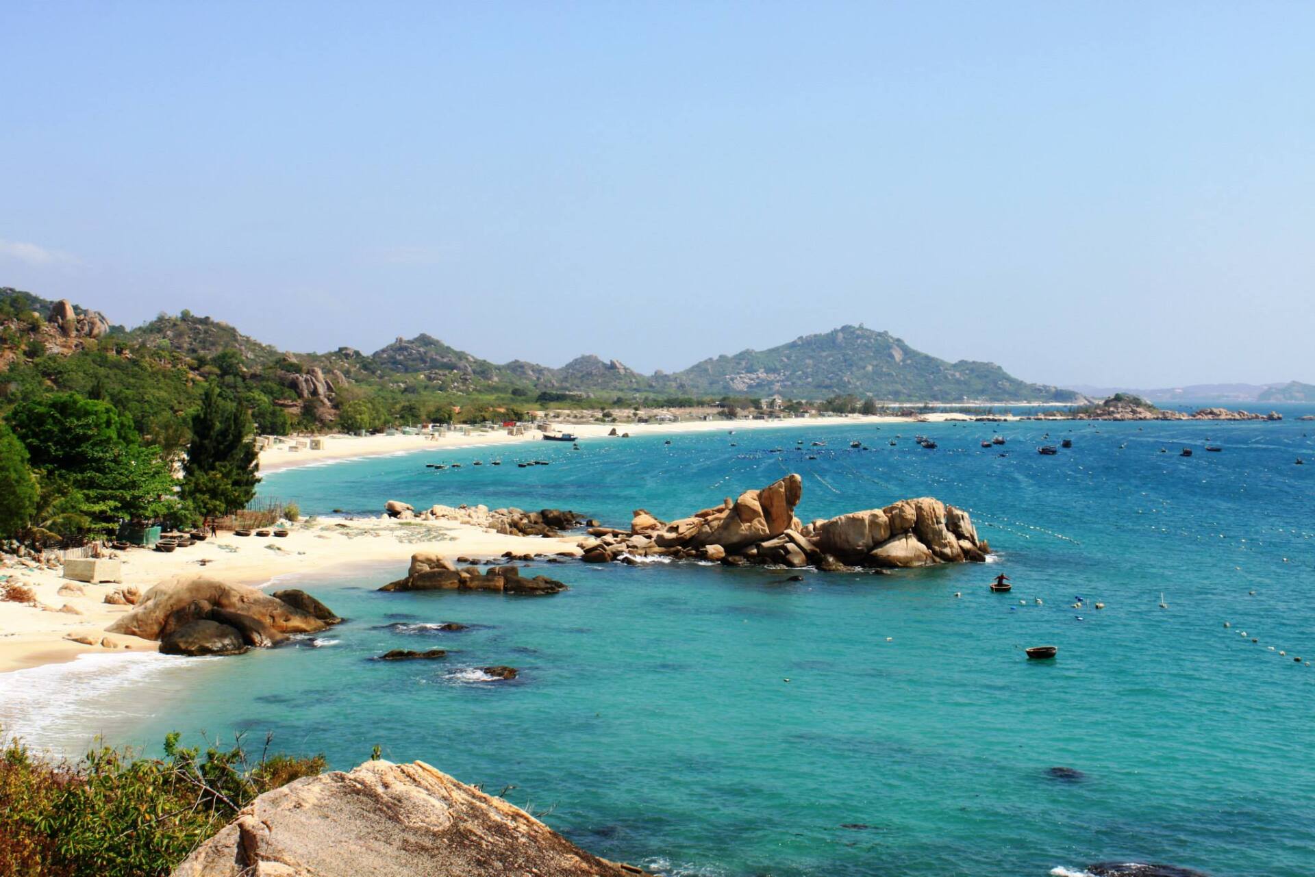 Best Things to Do in Cao Bang – Nature & Cultural Highlights