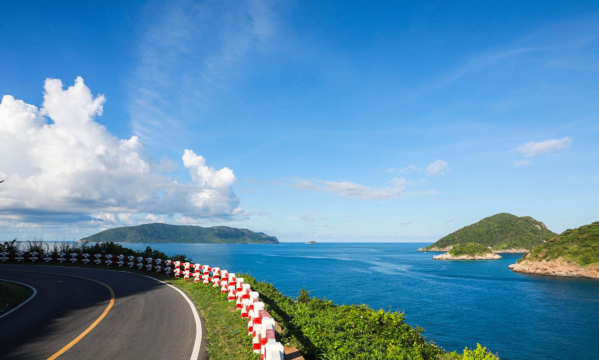 Da Nang Nightlife Guide: Top Bars, Clubs & Local Spots