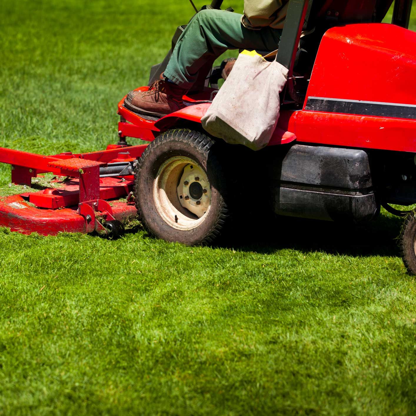 Lawn Maintenance - Lakewood, WA – Dove Landscaping