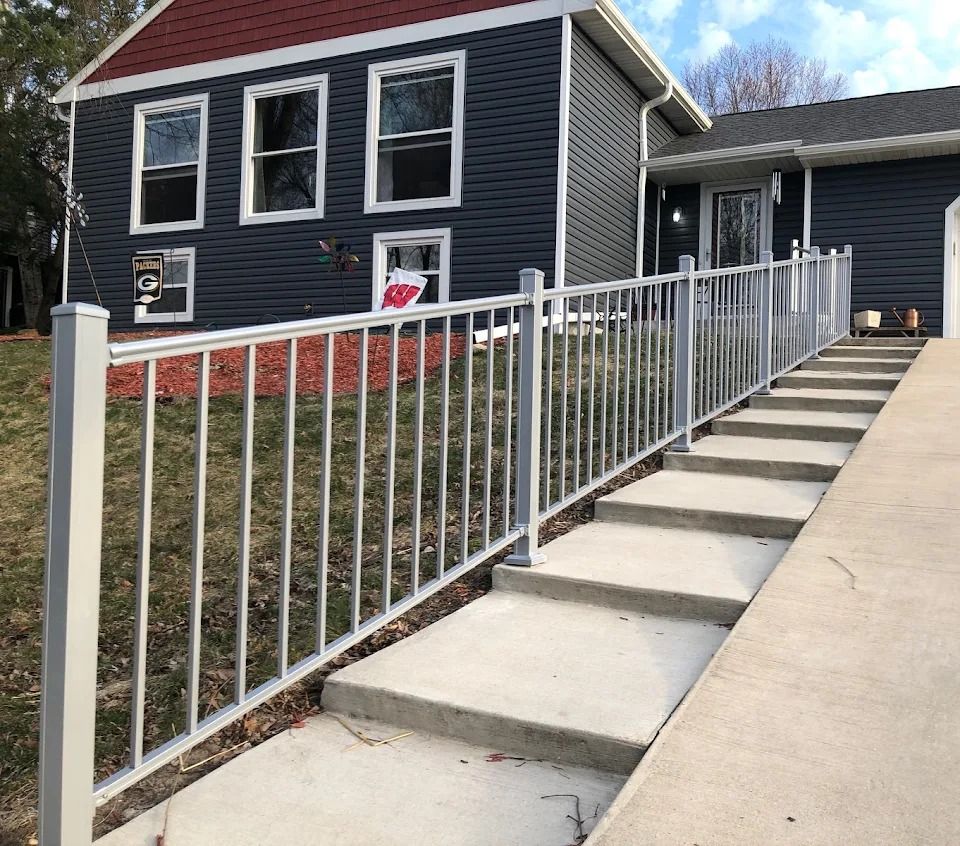 Aluminum Railings & Composite Decking | Badger State Deck & Railing ...