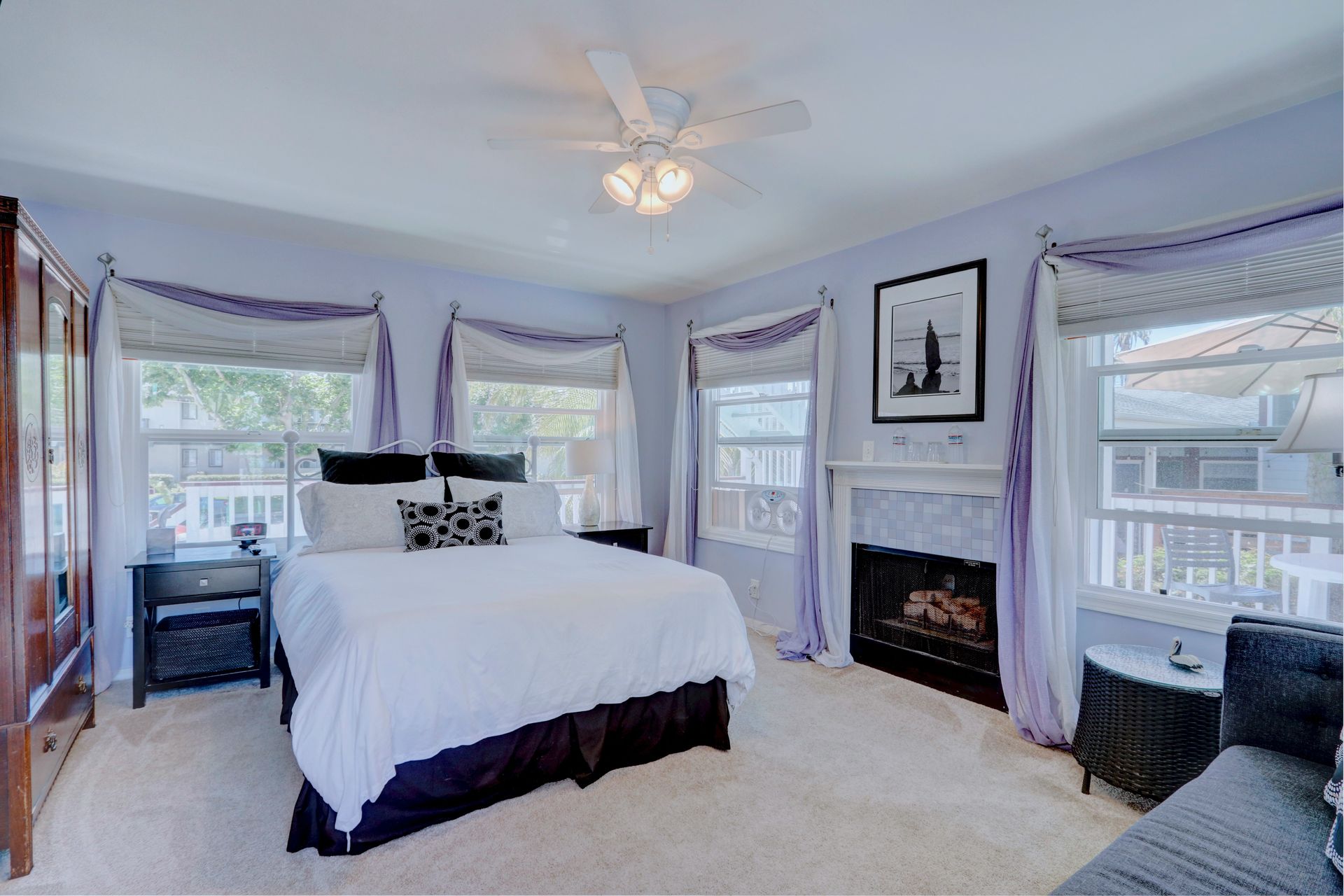 Comfortable and Cozy Rooms | Pelican Cove Inn