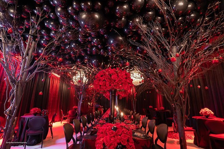 Balloon Walls & Ceilings | POParazzi Balloons | New York, NY