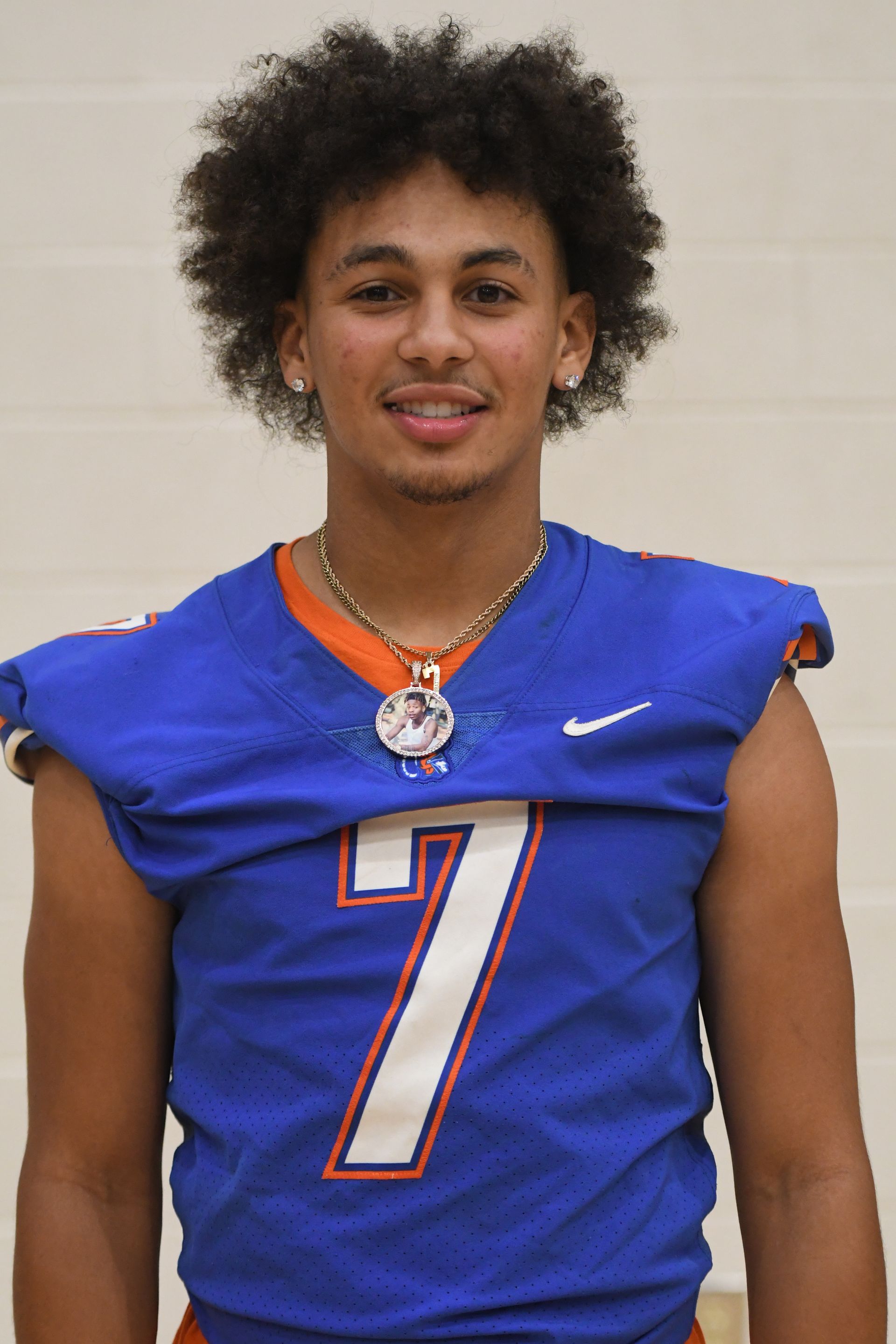 James Island opens season with 25-7 triumph over Stratford