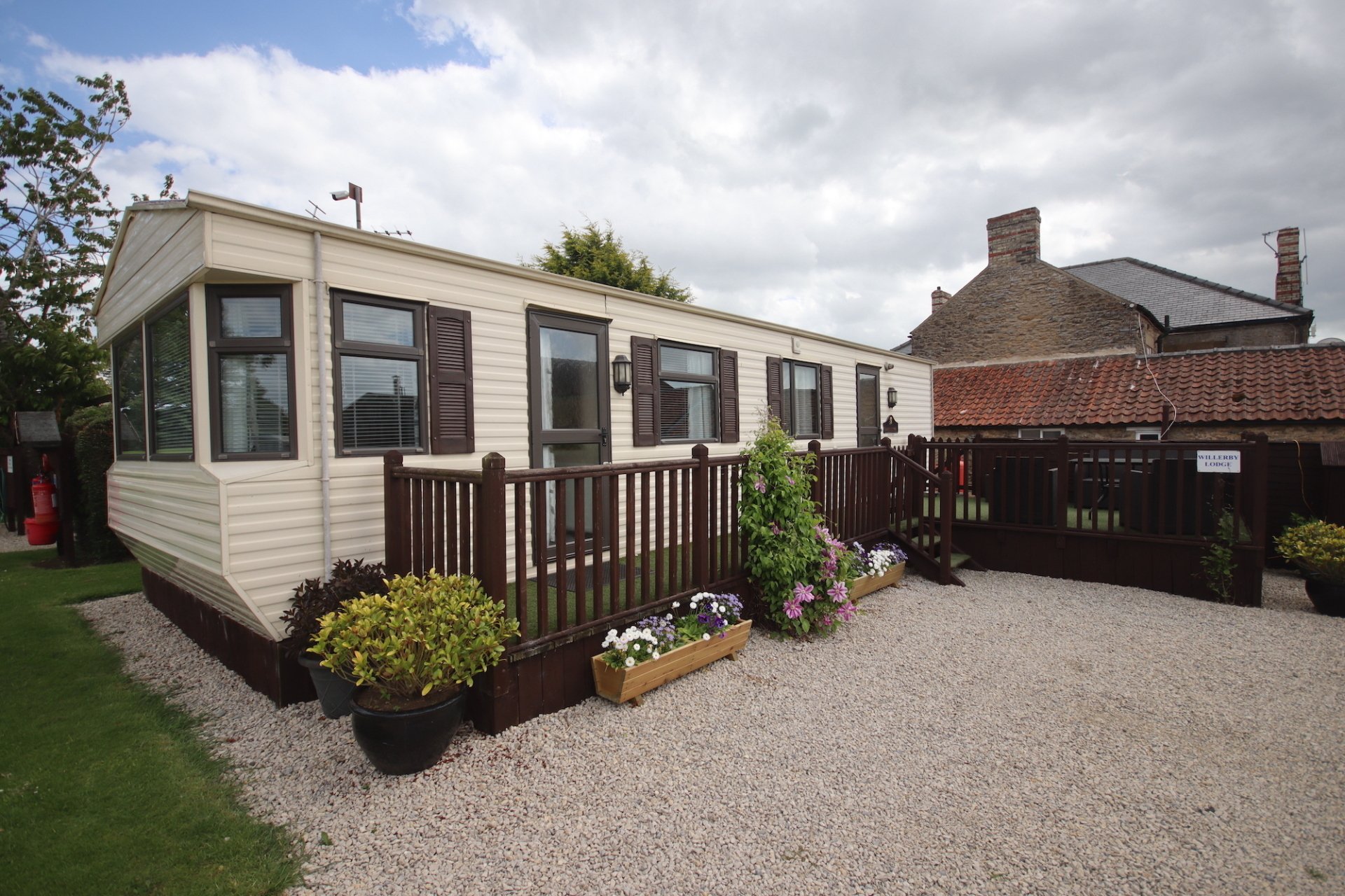 Willerby Lodge Static Caravan: Hutton le Hole Holidays