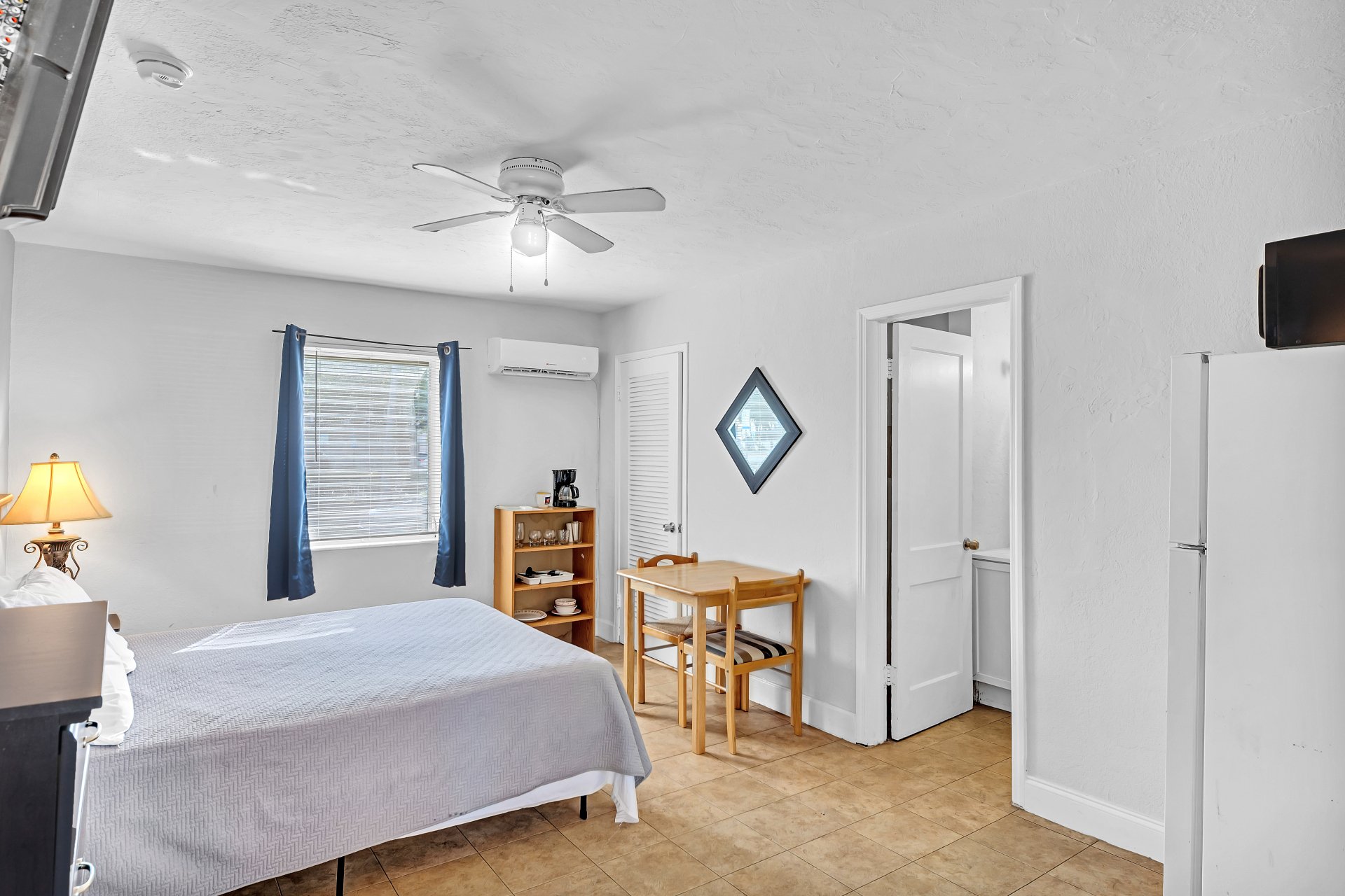 The Caroline Hotel in Hollywood Beach, FL