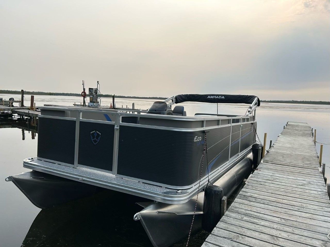 Boat Rentals | Myriad Fins Cottage and Marina in Lindsay ON