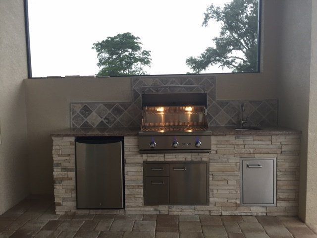 Straight Run Outdoor Kitchens & Ideas | HL Posey Builders