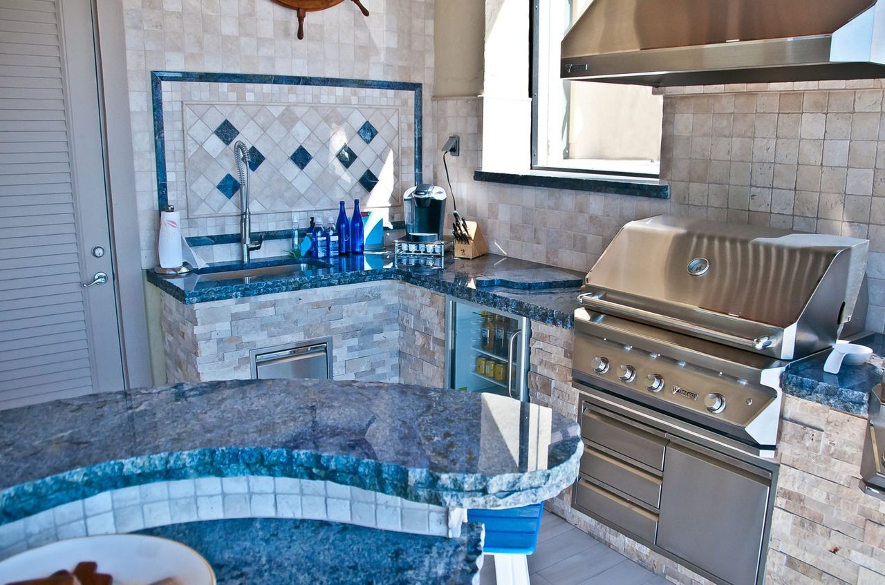 Custom Outdoor Kitchens & Ideas | HL Posey Builders