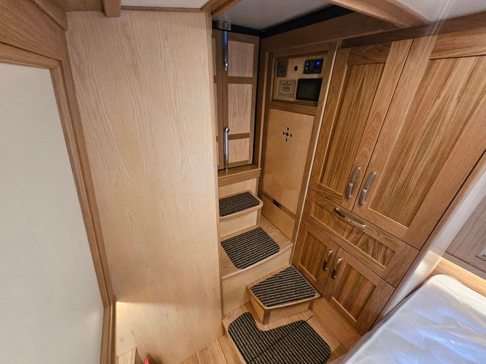 Maria No. 209 Narrowboat Built by Braidbar Boats