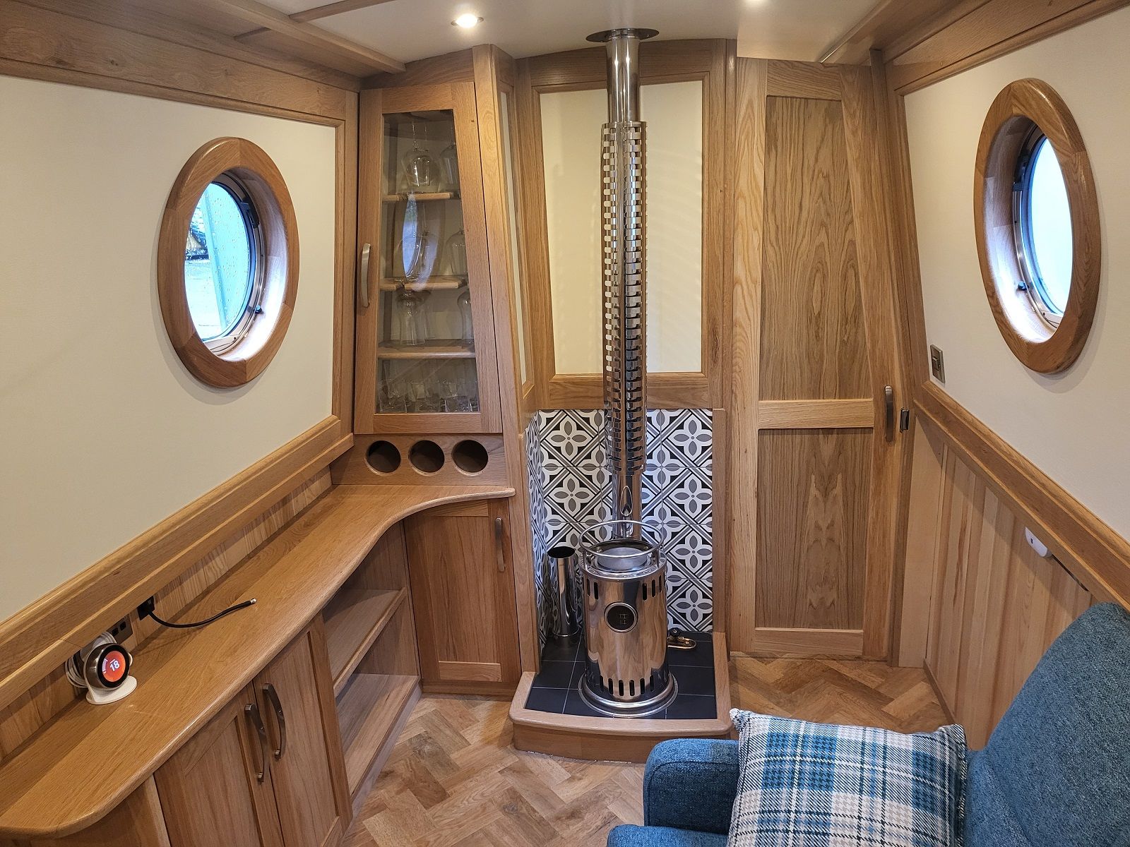 Miss Fusspot No. 203 Narrowboat Built by Braidbar Boats