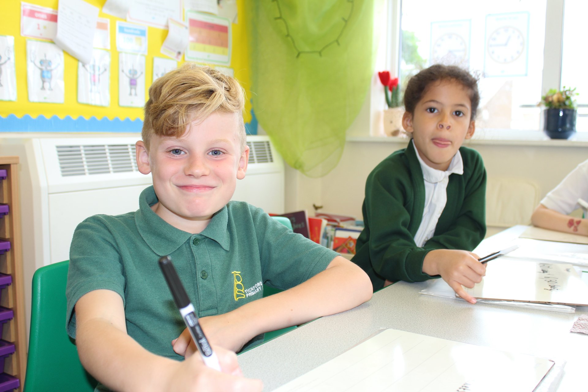 Tickford Park Primary School