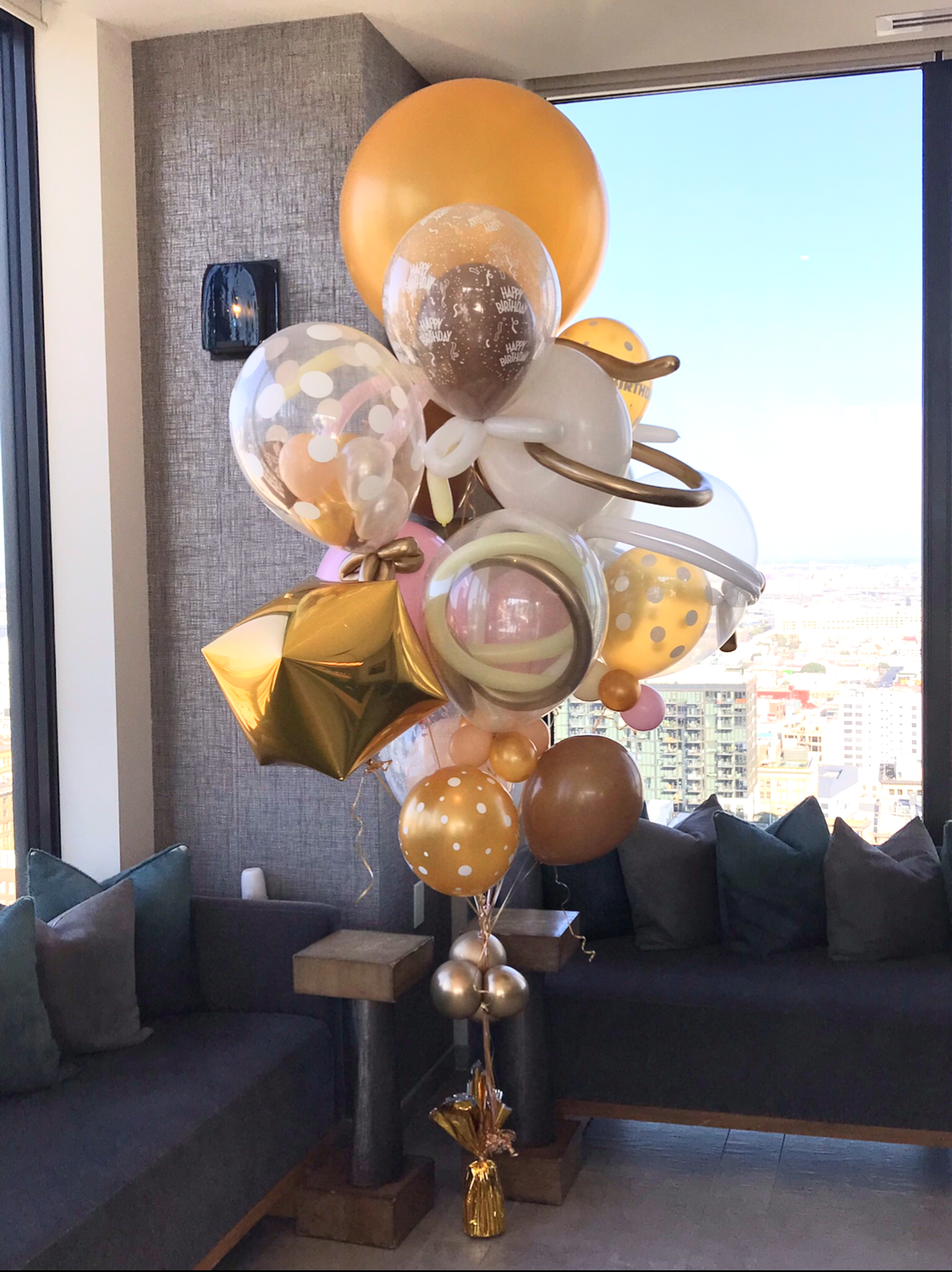 Luxury Balloon Delivery Near Me | Balloons Near Me in Los Angeles ...