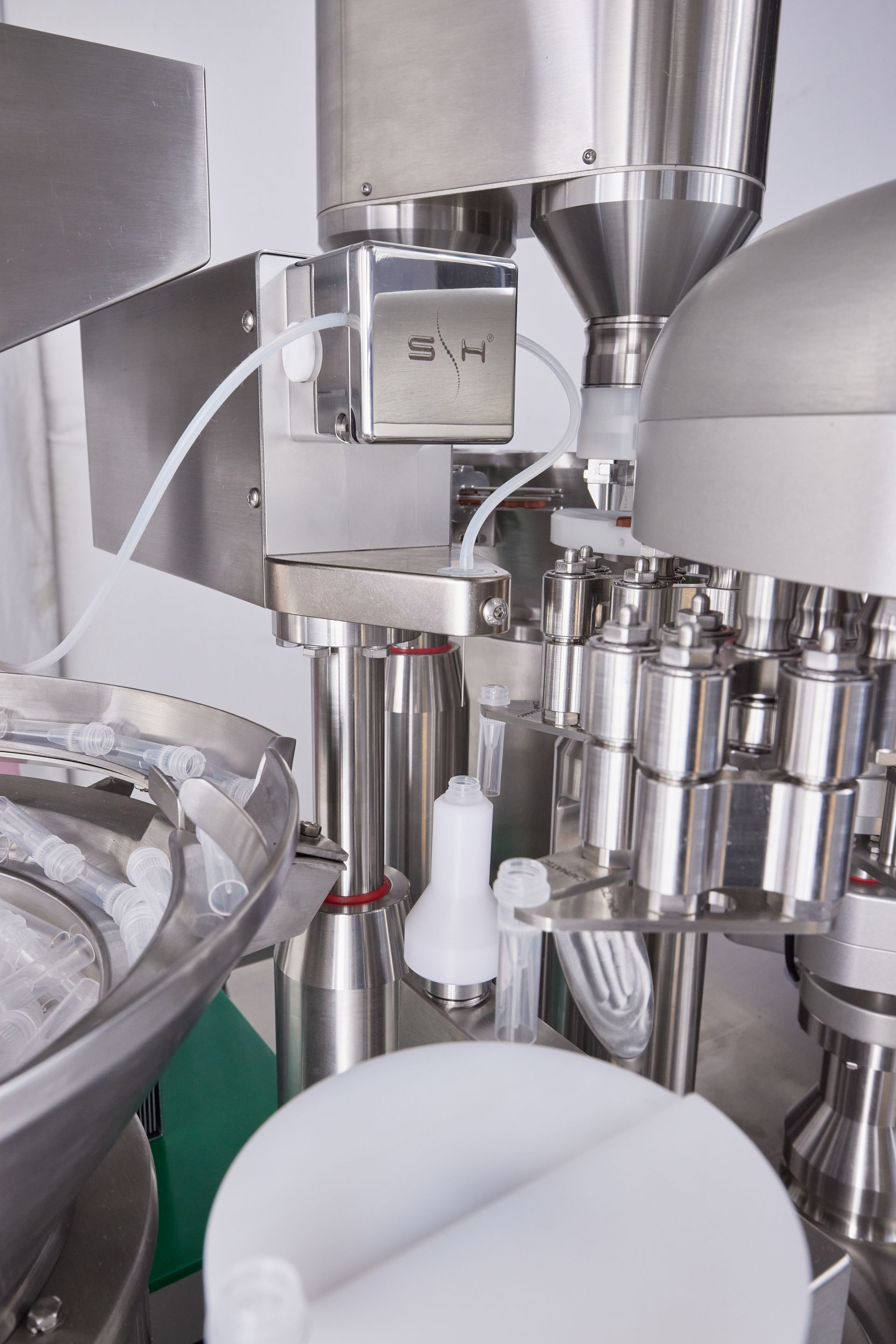 Peristaltic Filling Machines | SteelHeart | Montréal