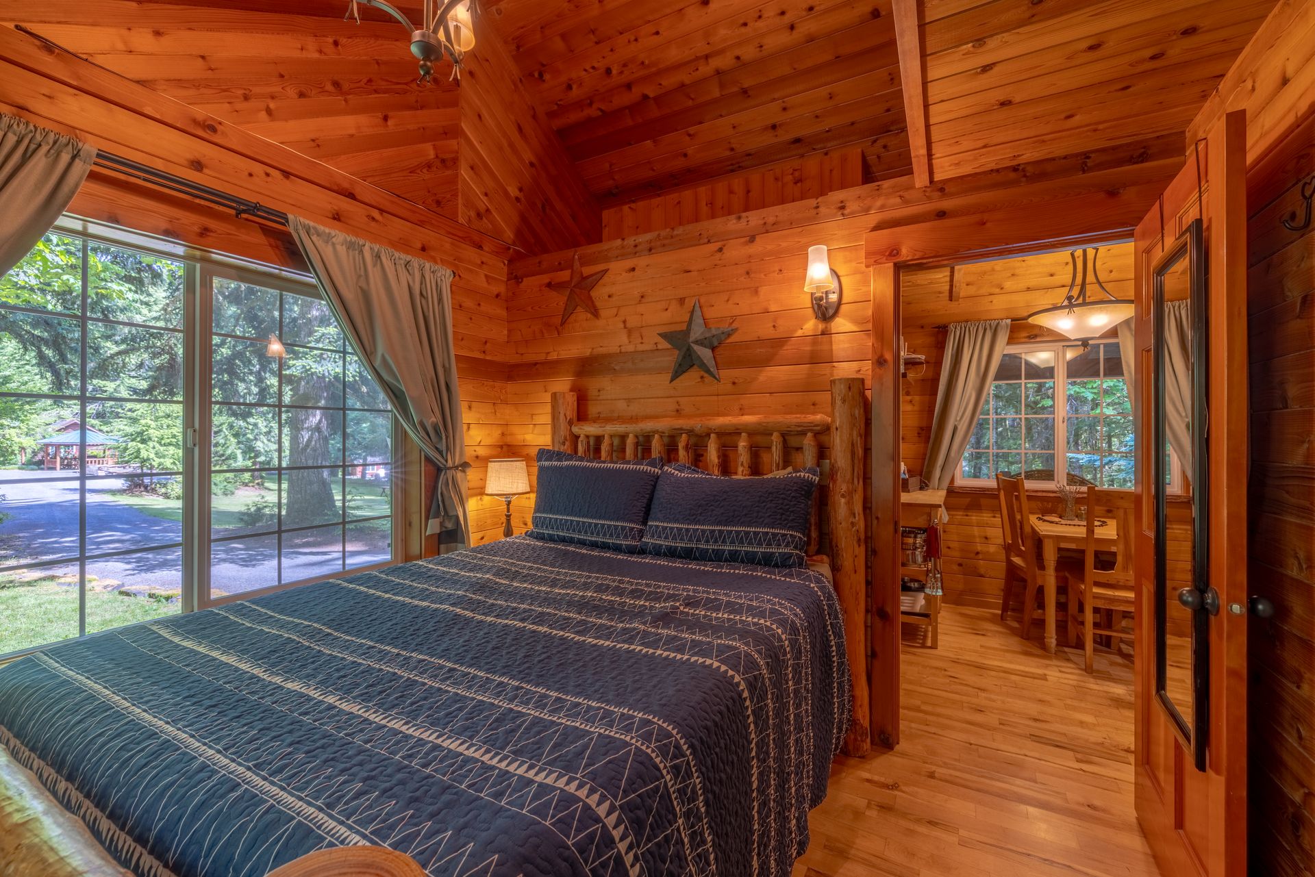 Dream Weaver Cabin | Copper Creek Inn