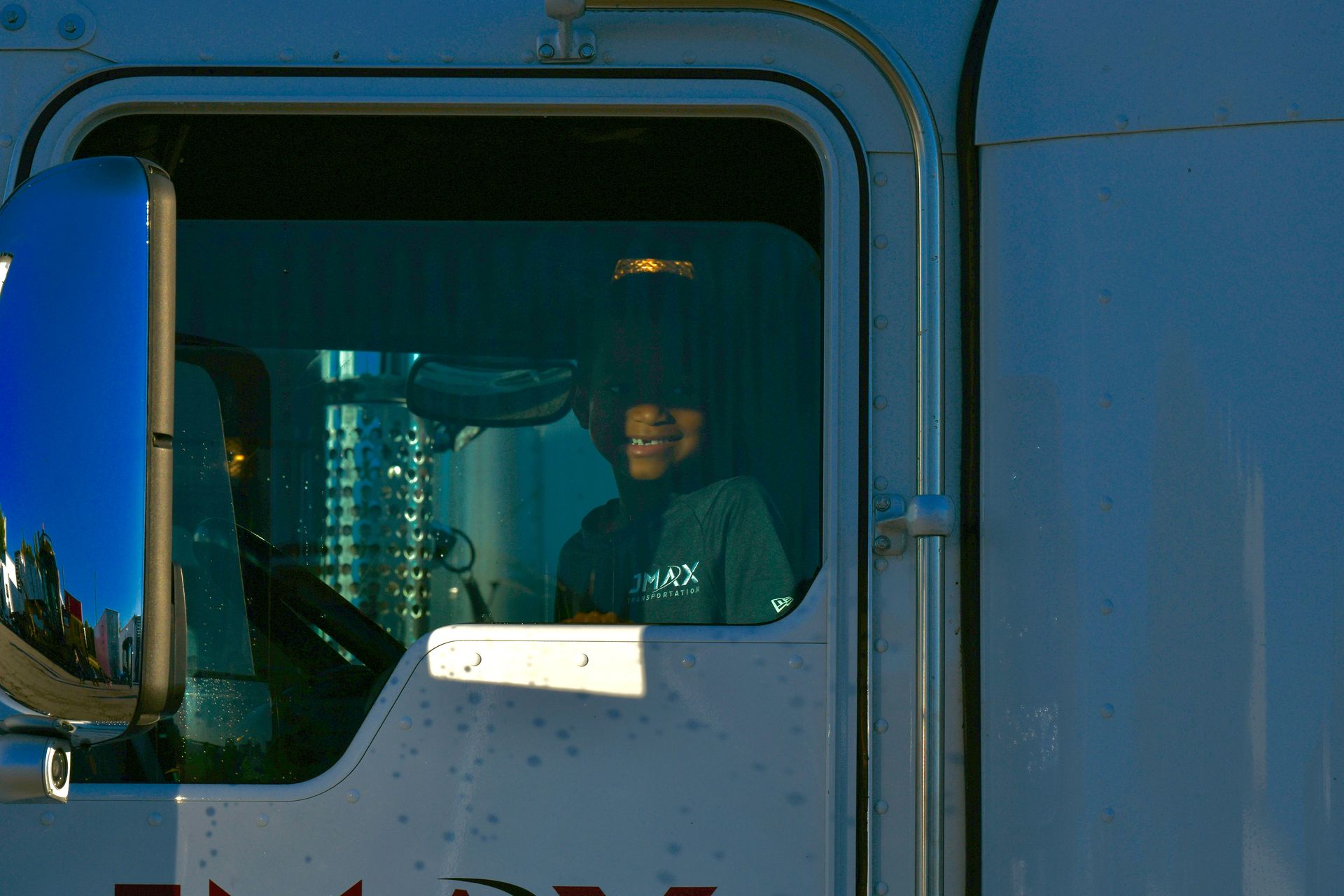 JMAX Transportation | Logistics Company | USA