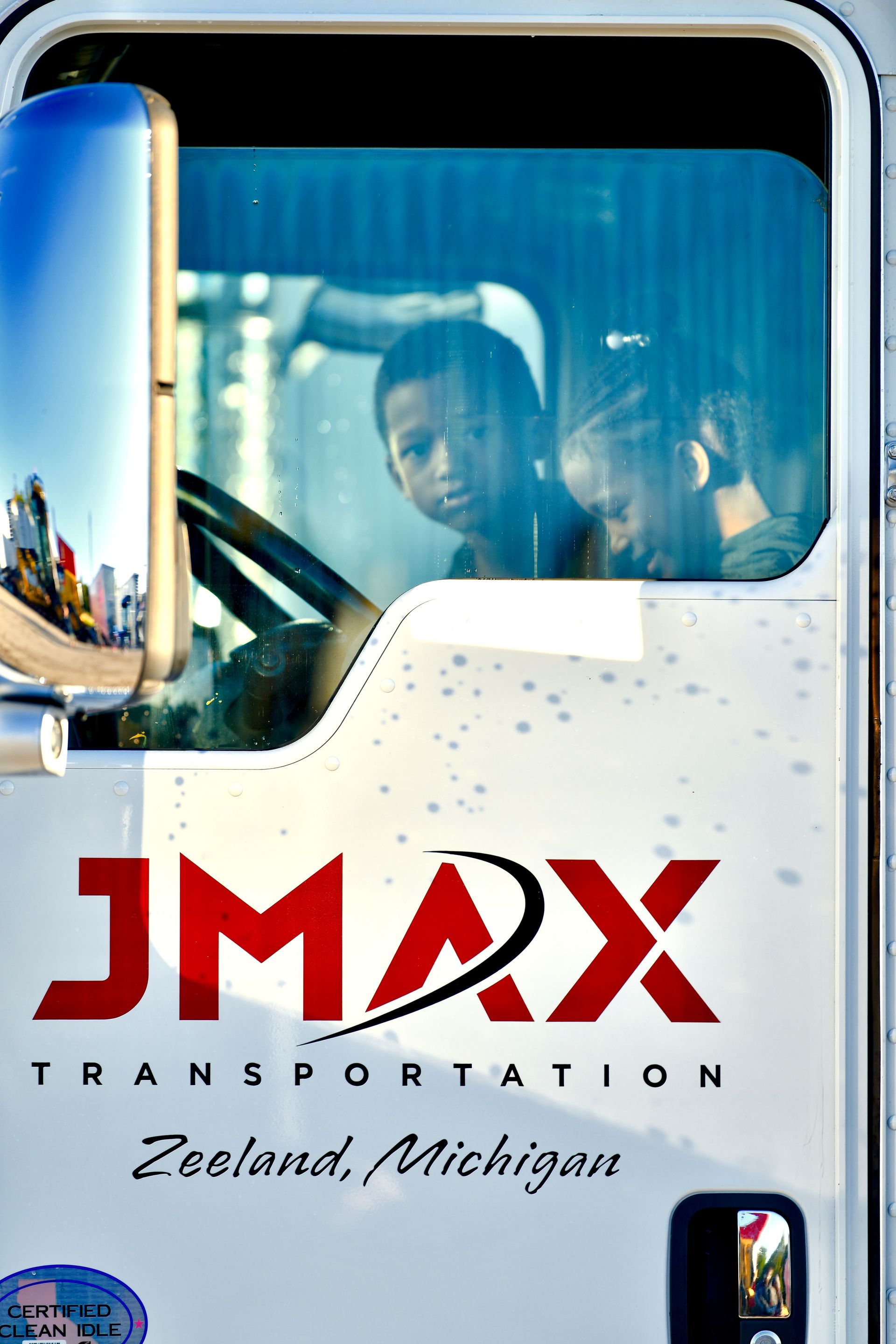 JMAX Transportation | Logistics Company | USA