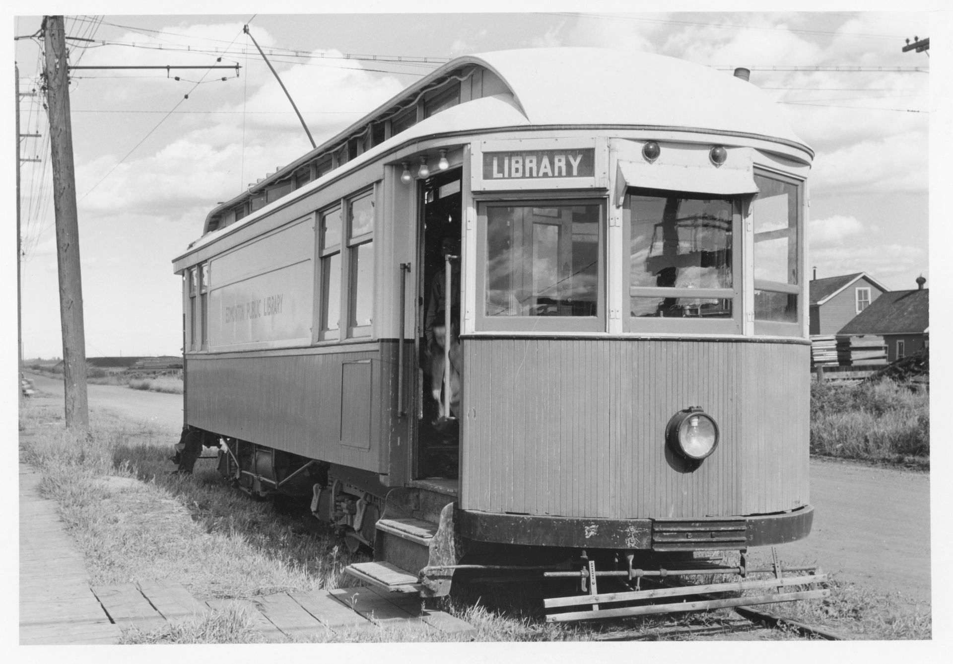 Edmonton Streetcars | Archives & Library | Radial Railway Society YEG