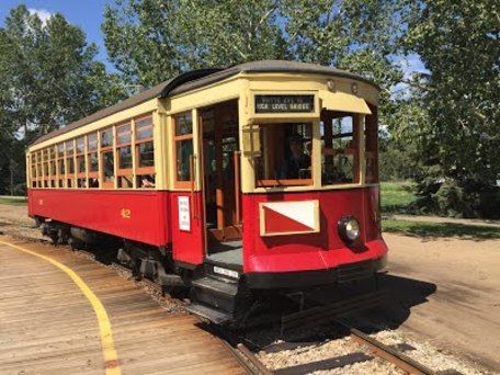 Edmonton Streetcars | Streetcar Fleet | Radial Railway Society YEG