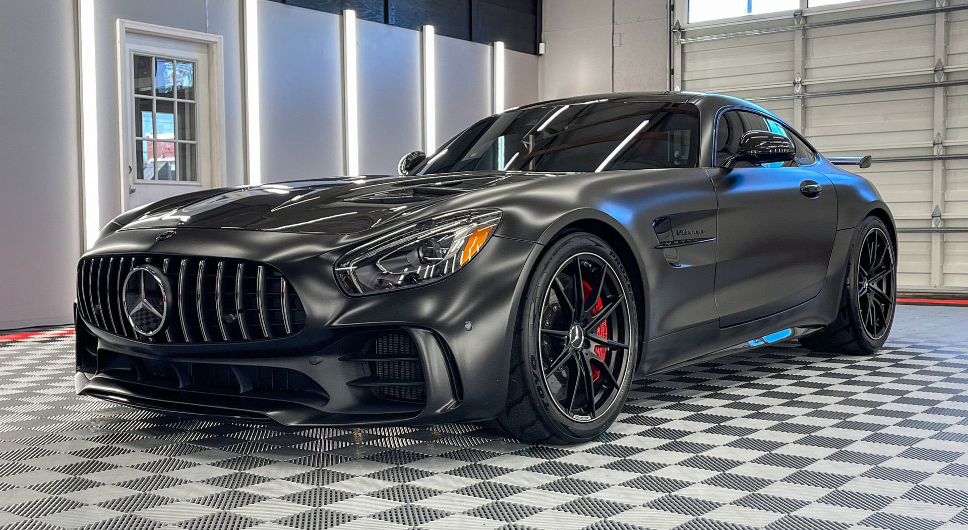 The Ultimate Guide to Exterior Detailing for Cars