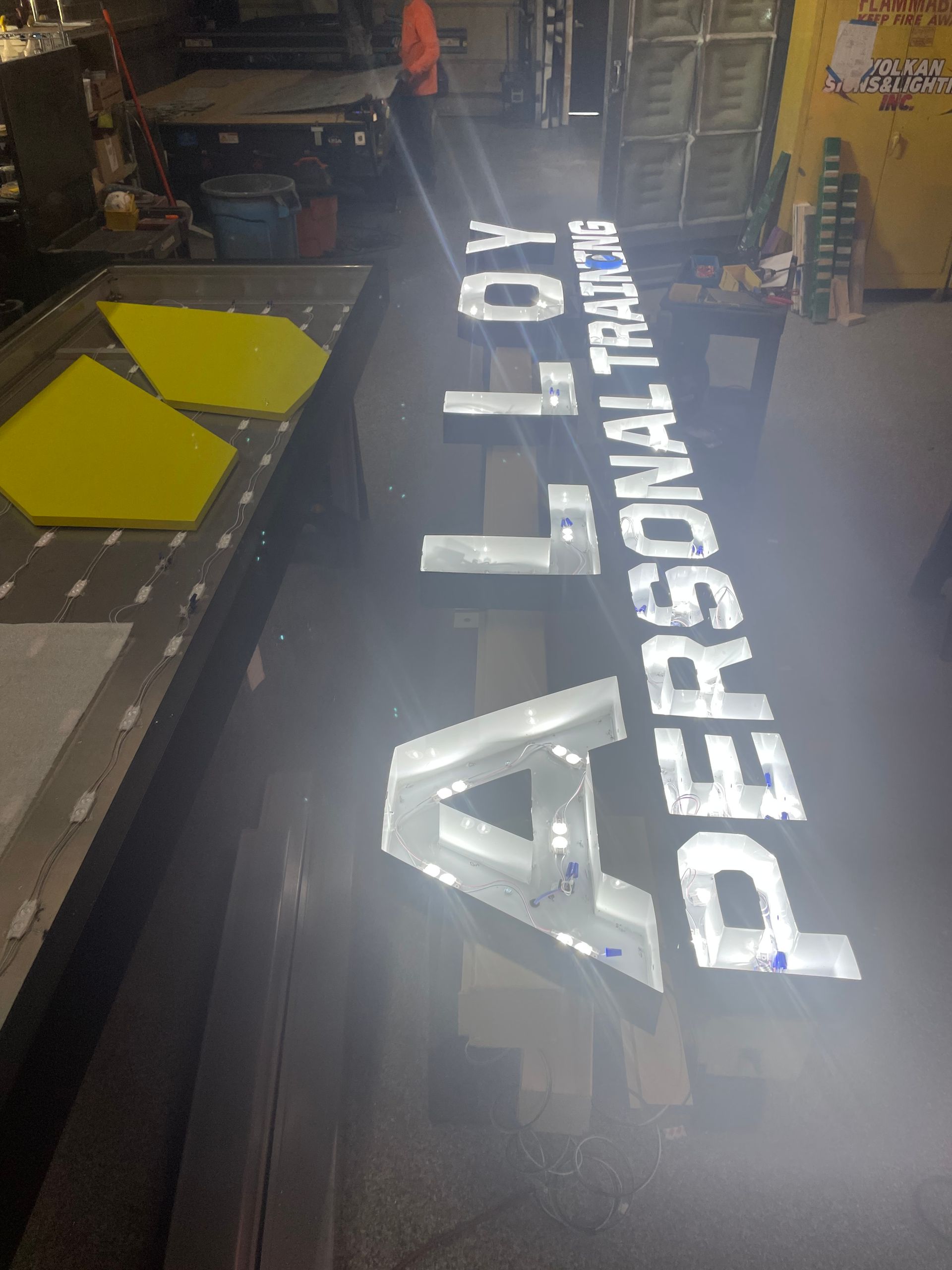 Custom Sign Fabrication Experts | National Sign Team