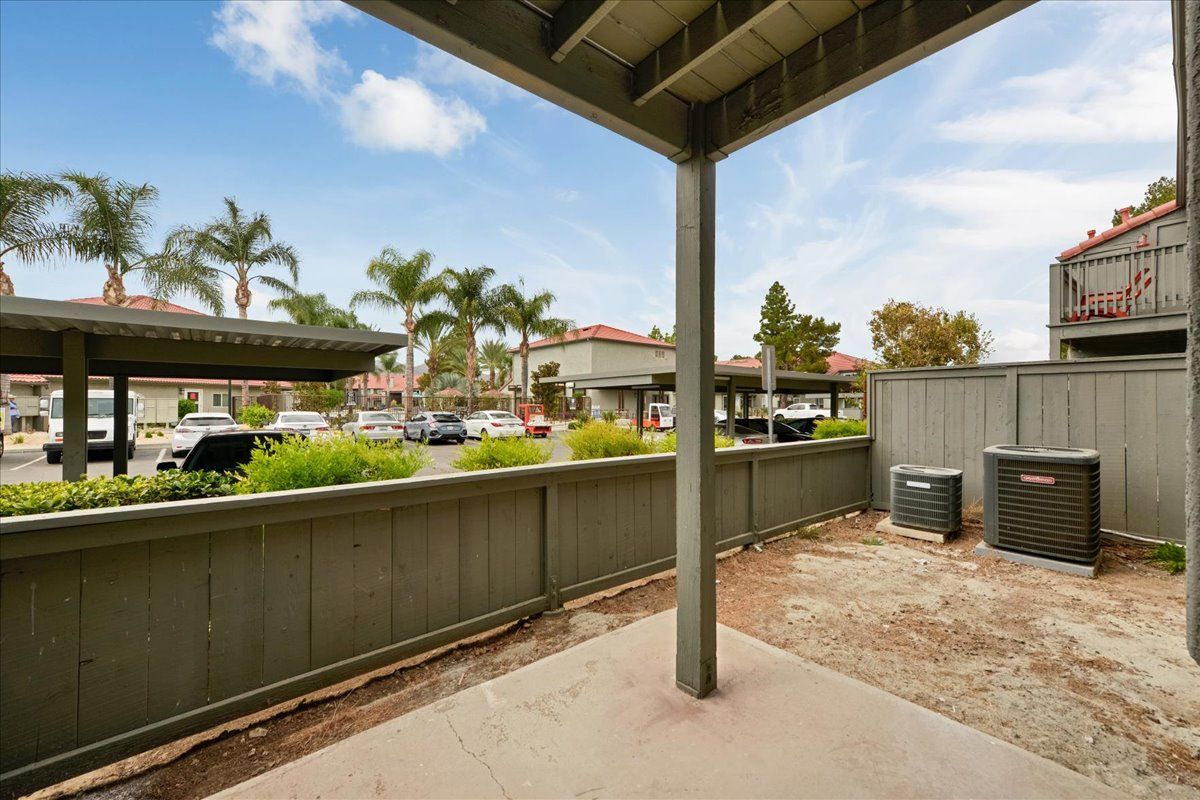 Gallery | Corona Pointe Resort | Riverside, CA