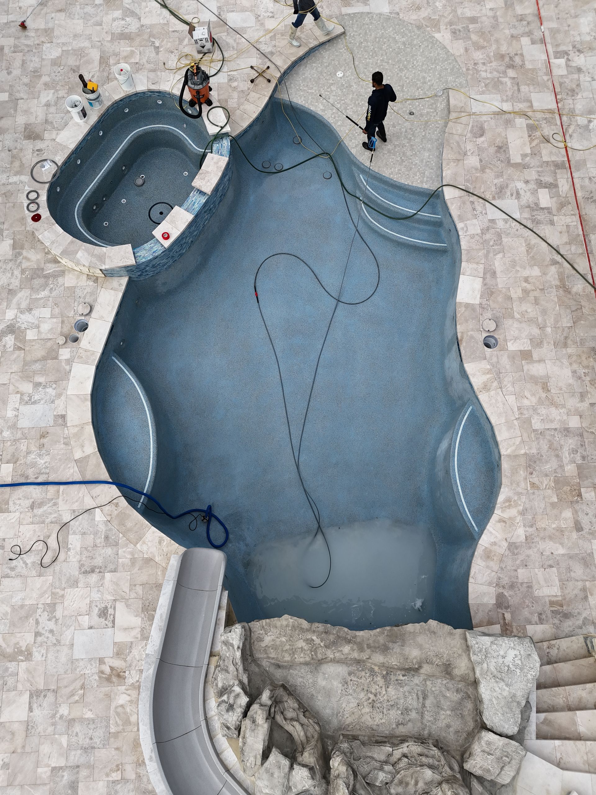 Luxury Pool Builders in New Braunfels | J. Oliver Pools