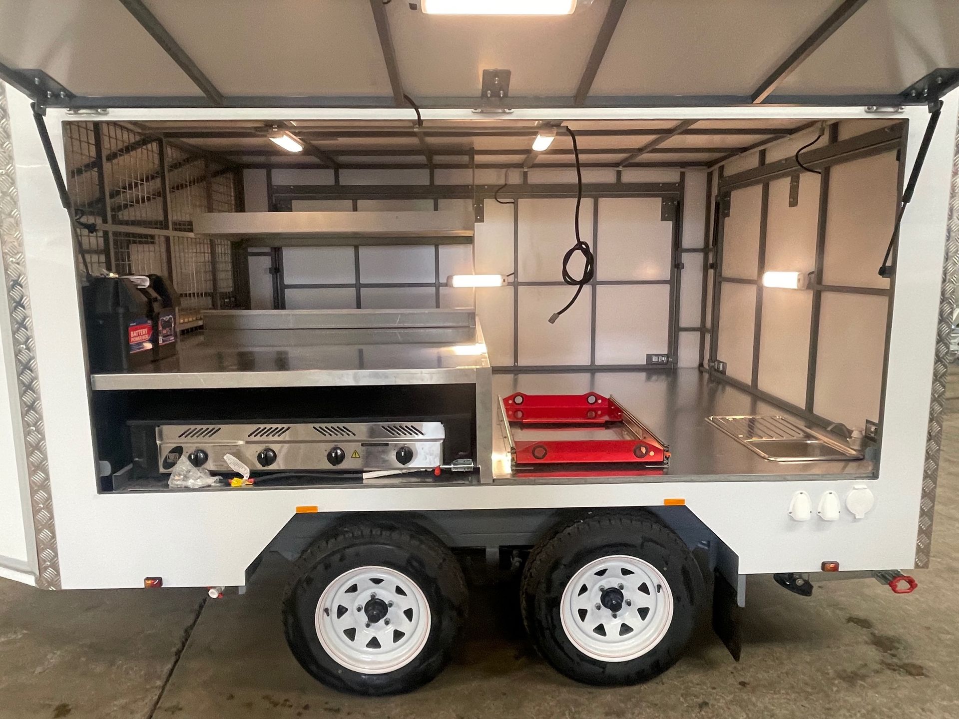 8 x 5 Tandem Axle Box Trailer