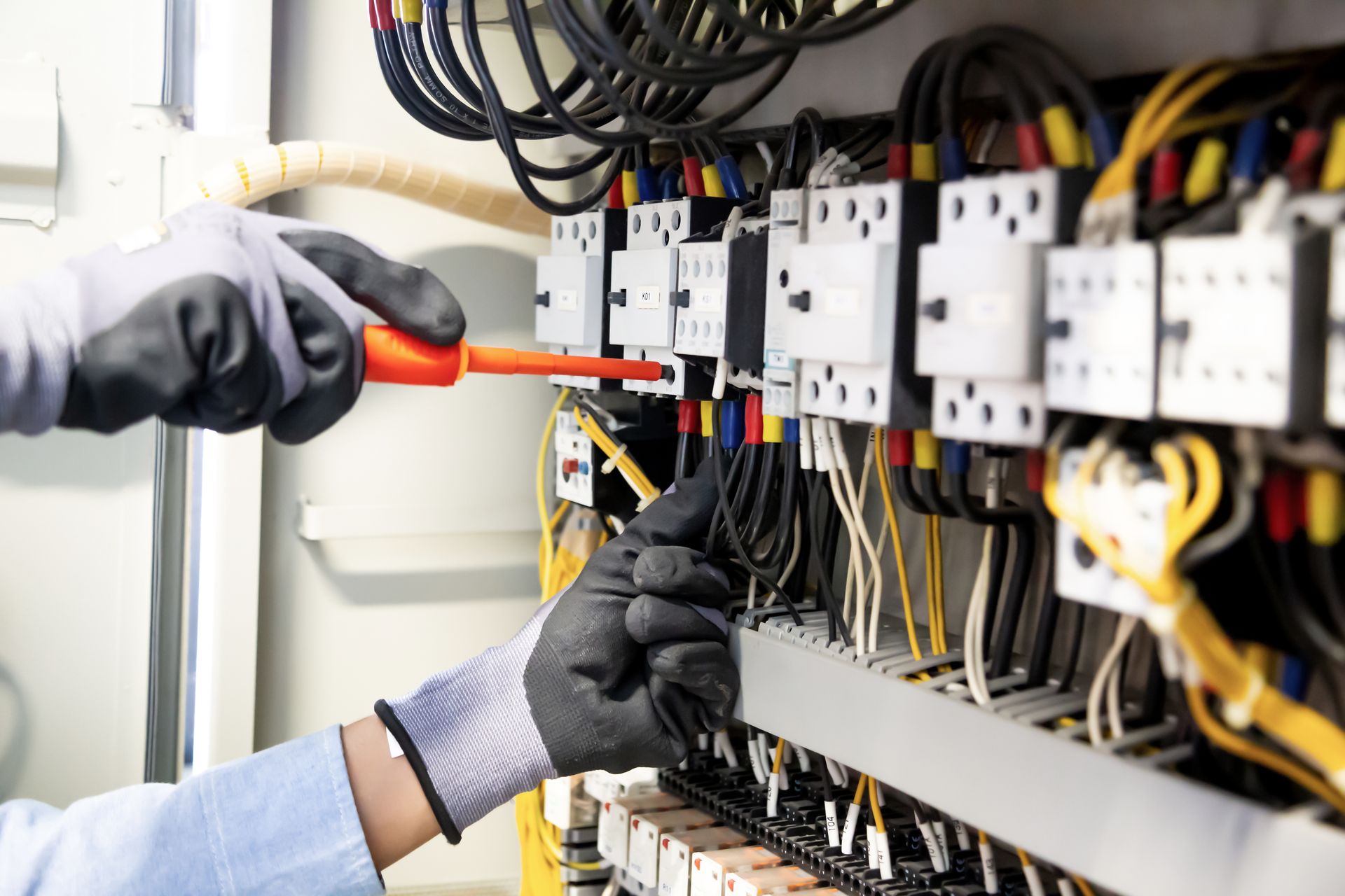 Electrical Services | Ampulse Electric