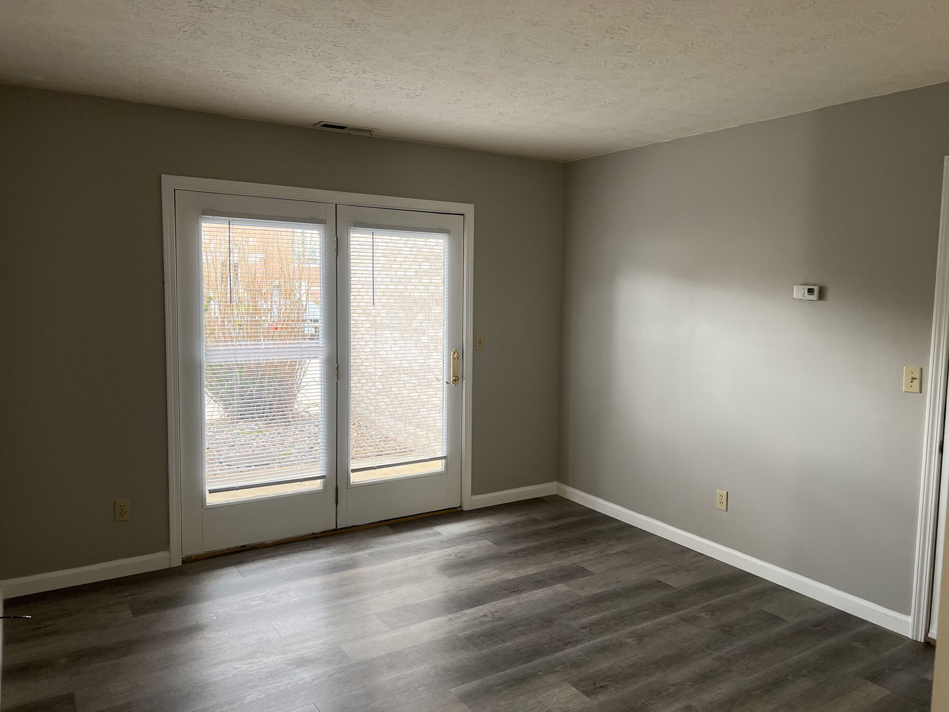 Elston Point | Tranquil Apartment Living