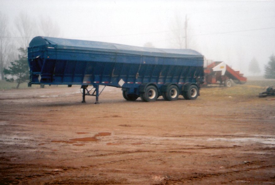 Trout River Live Bottom Trailers I About Us