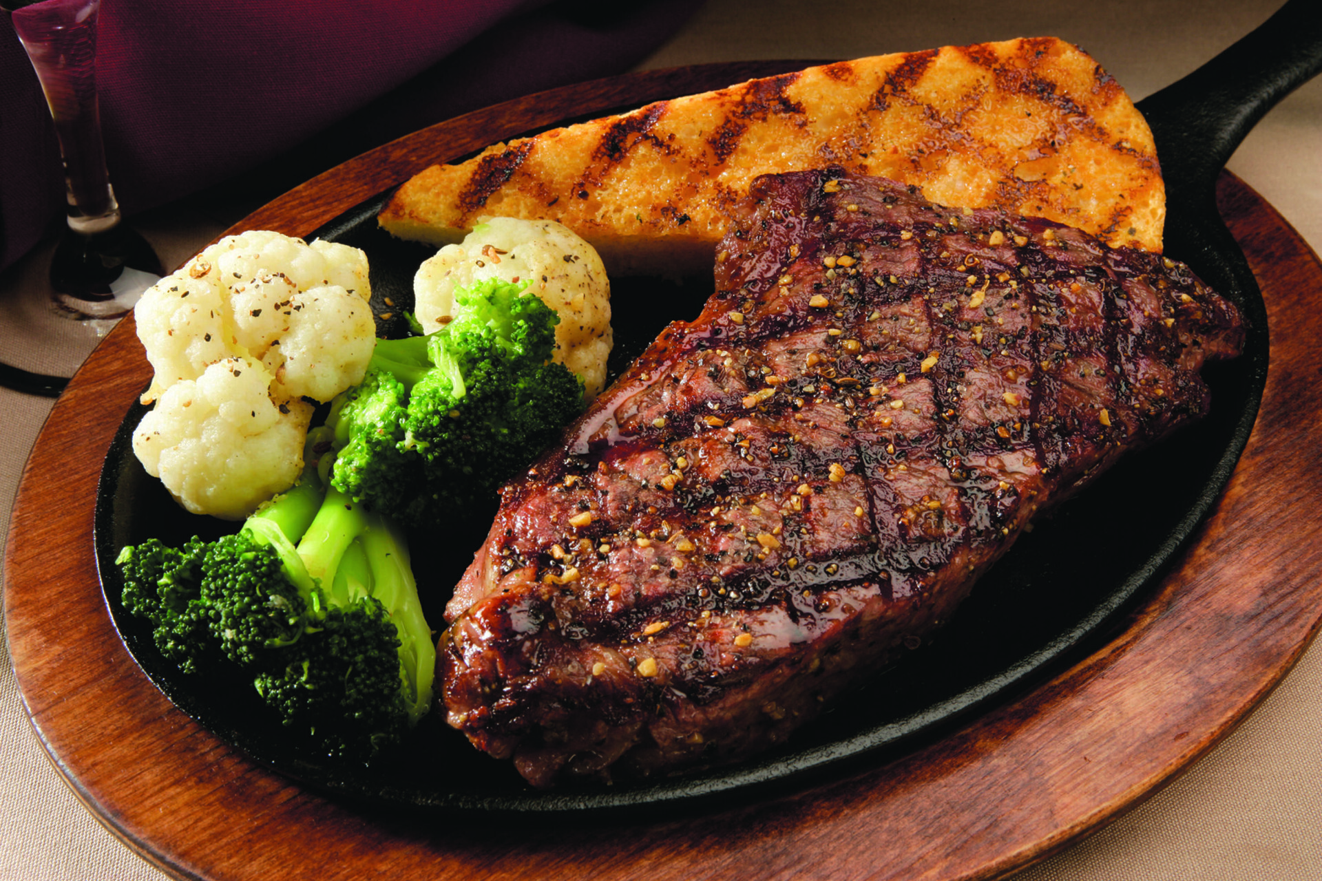 Smokehouse Barbecue | Dinner Menu