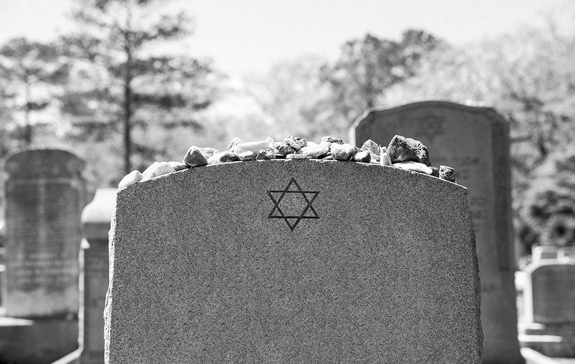 Attending a Jewish Funeral When You're Not Jewish | Horan & McConaty