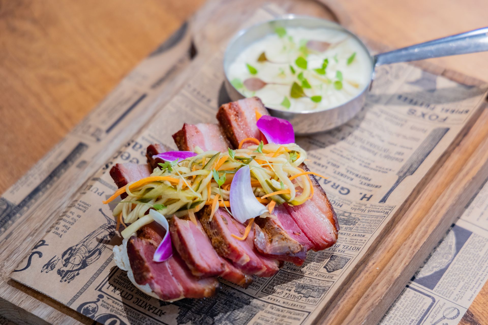 Double Down Sports Bar & Grill at Eagle Aruba Resort