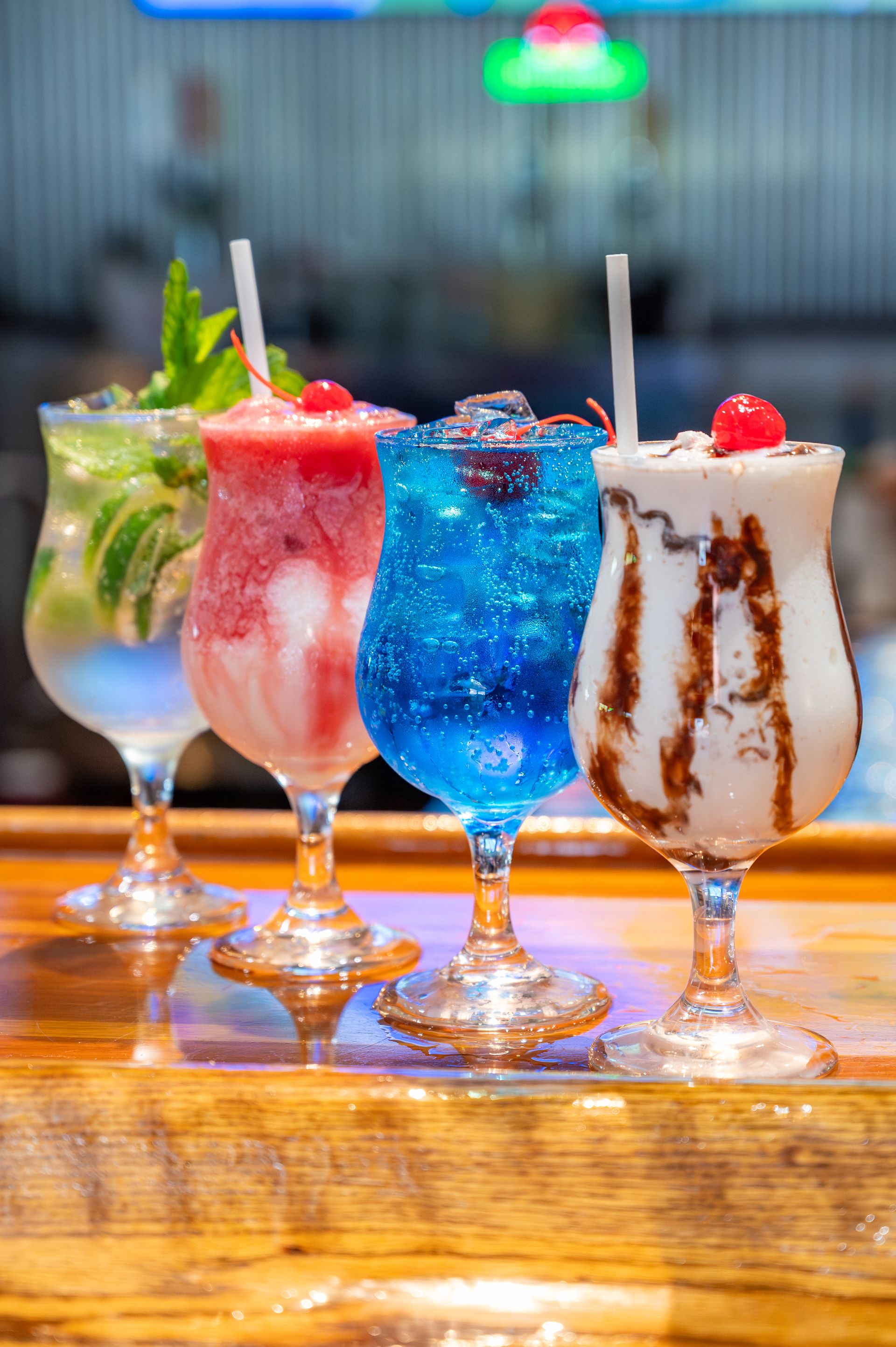 Double Down Sports Bar & Grill at Eagle Aruba Resort