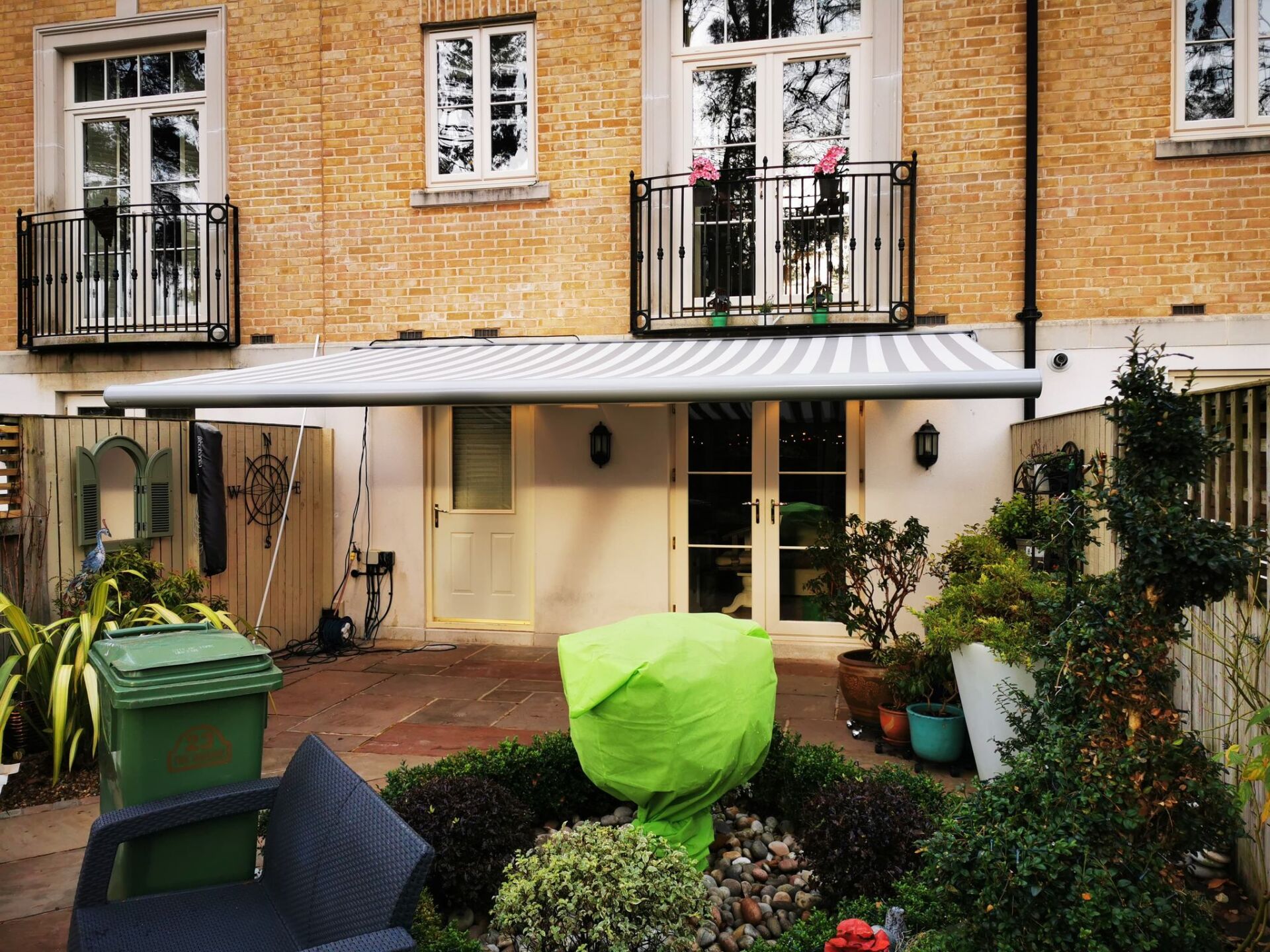 Gibson Canopies York | Awnings, Parasols, Pergolas, Glass Verandas & Rooms