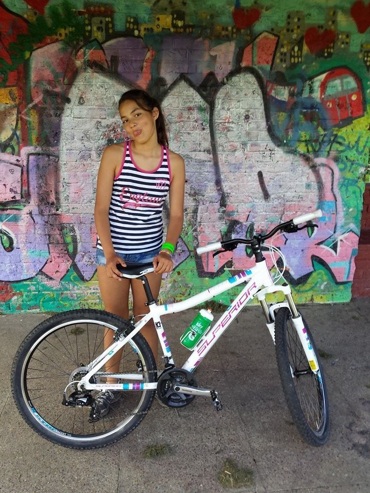 On the street Fixing your bike | Ghetto Fix