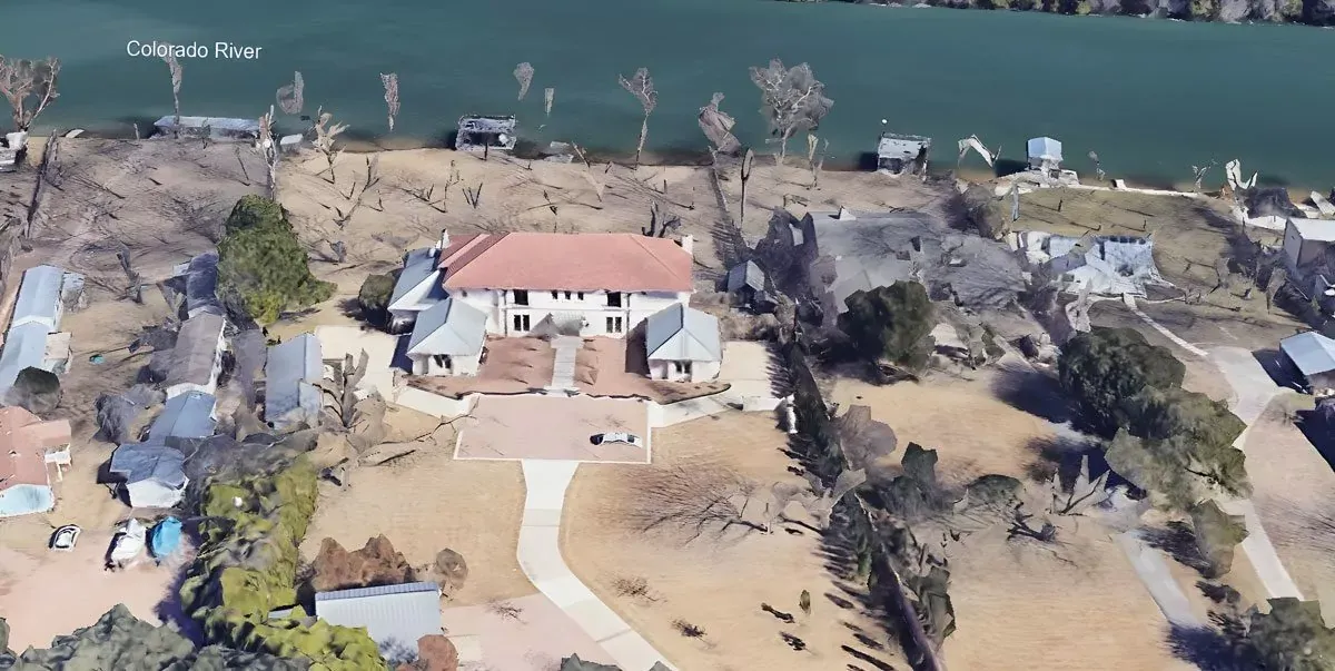 Exploring Joe Rogan's Mansion in Austin, Texas