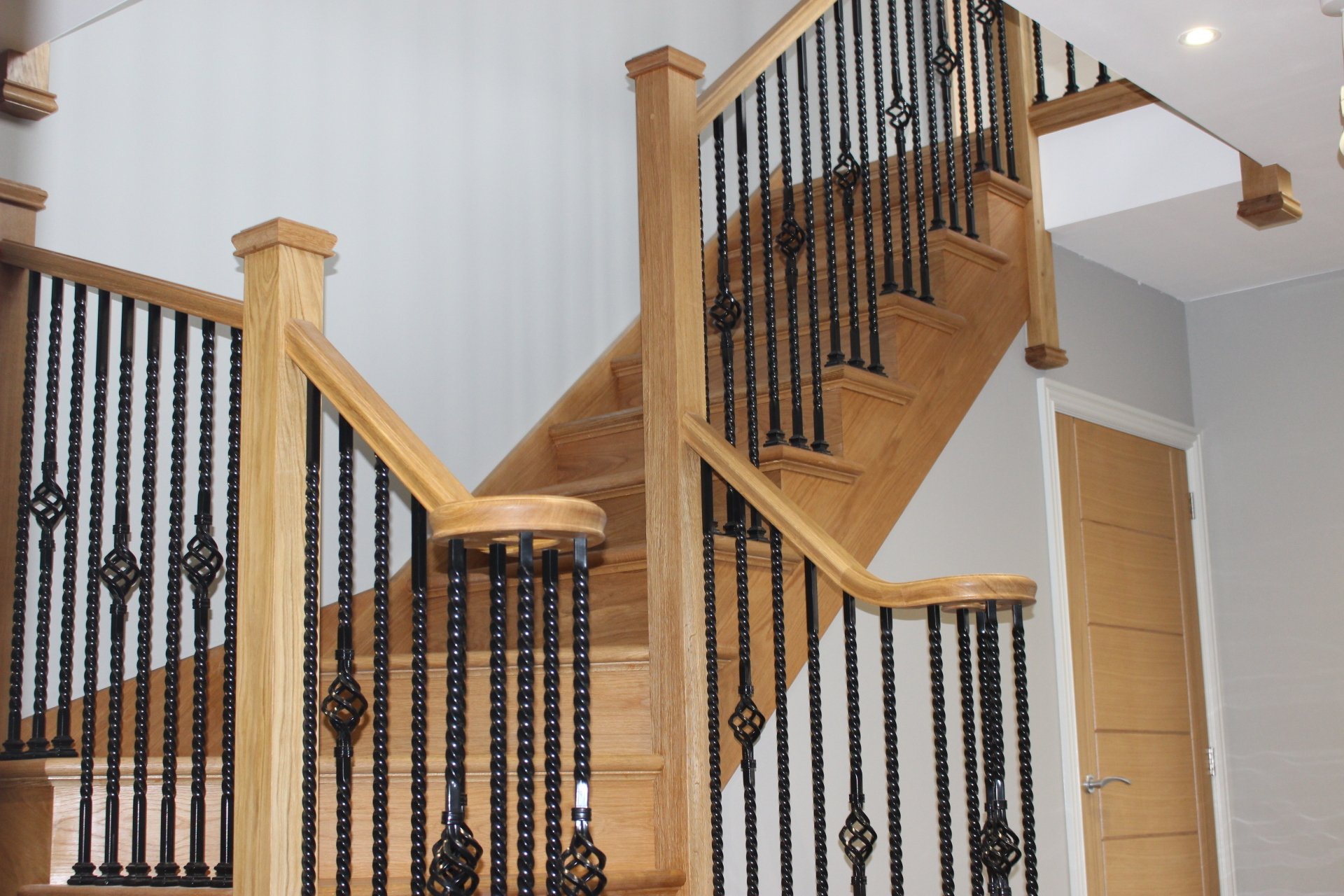 Cut String Staircases UK | Bespoke Cut String Staircases UK